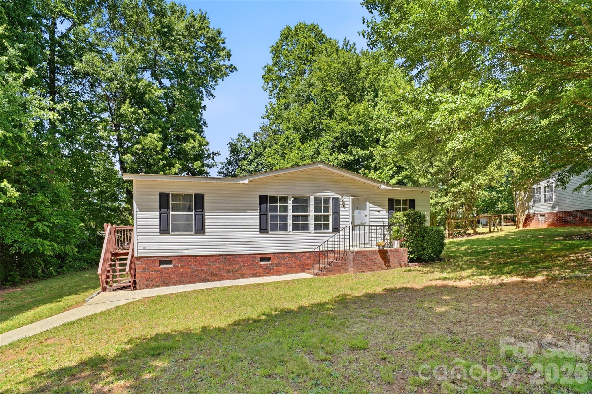 Photo 3 of 134 Knight N Gail Drive, Mooresville, NC