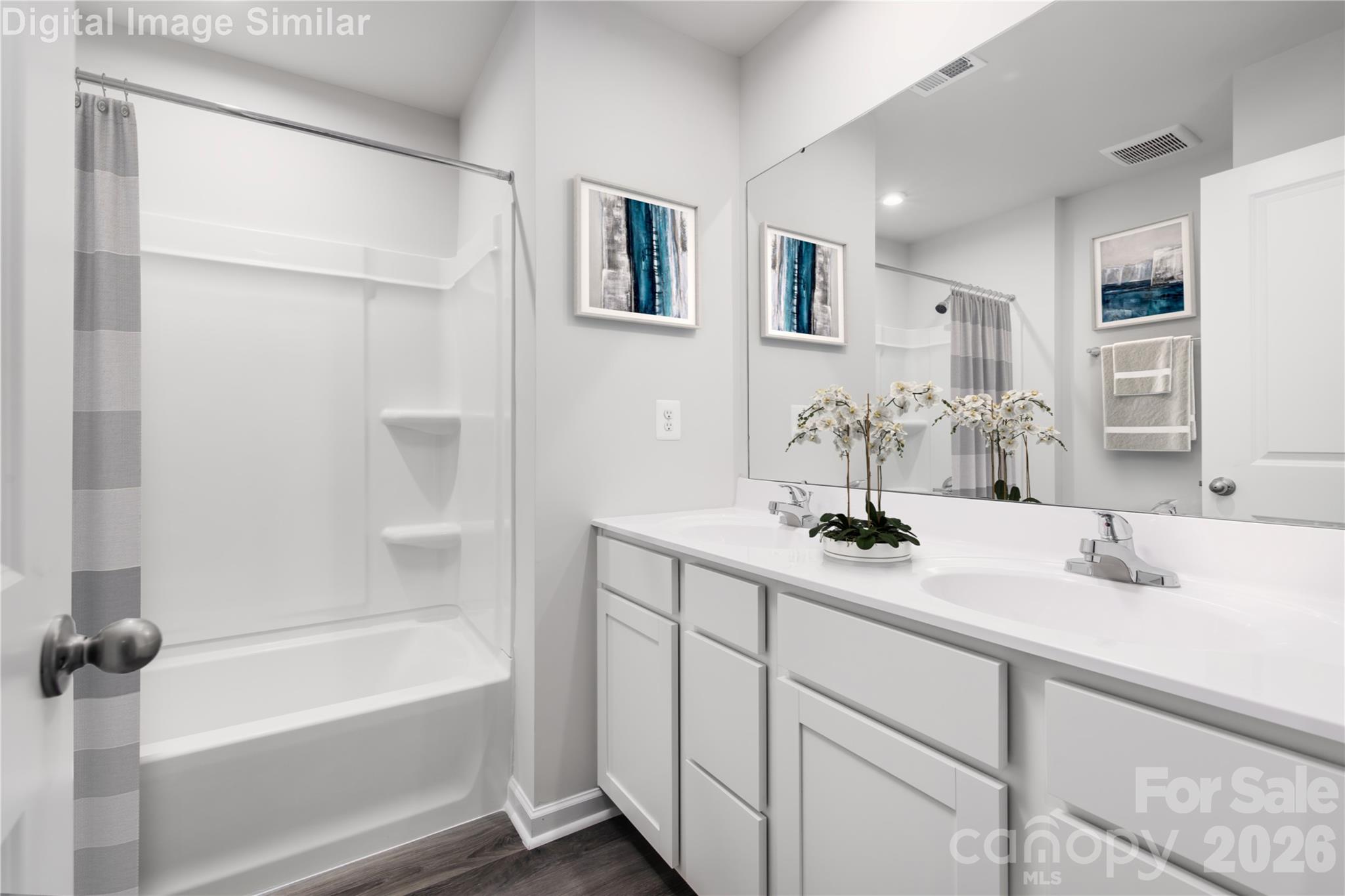 Photo 8 of 4142 Vallhorn Lane, Charlotte, NC
