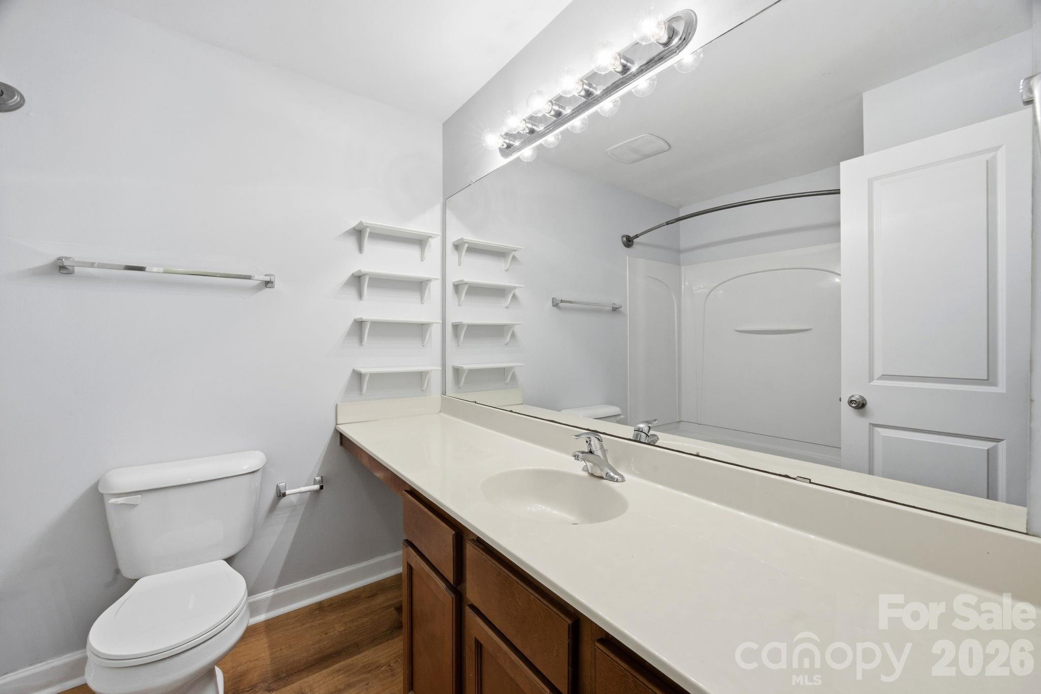 Photo 20 of 1215 Green Oaks LaneI, Charlotte, NC