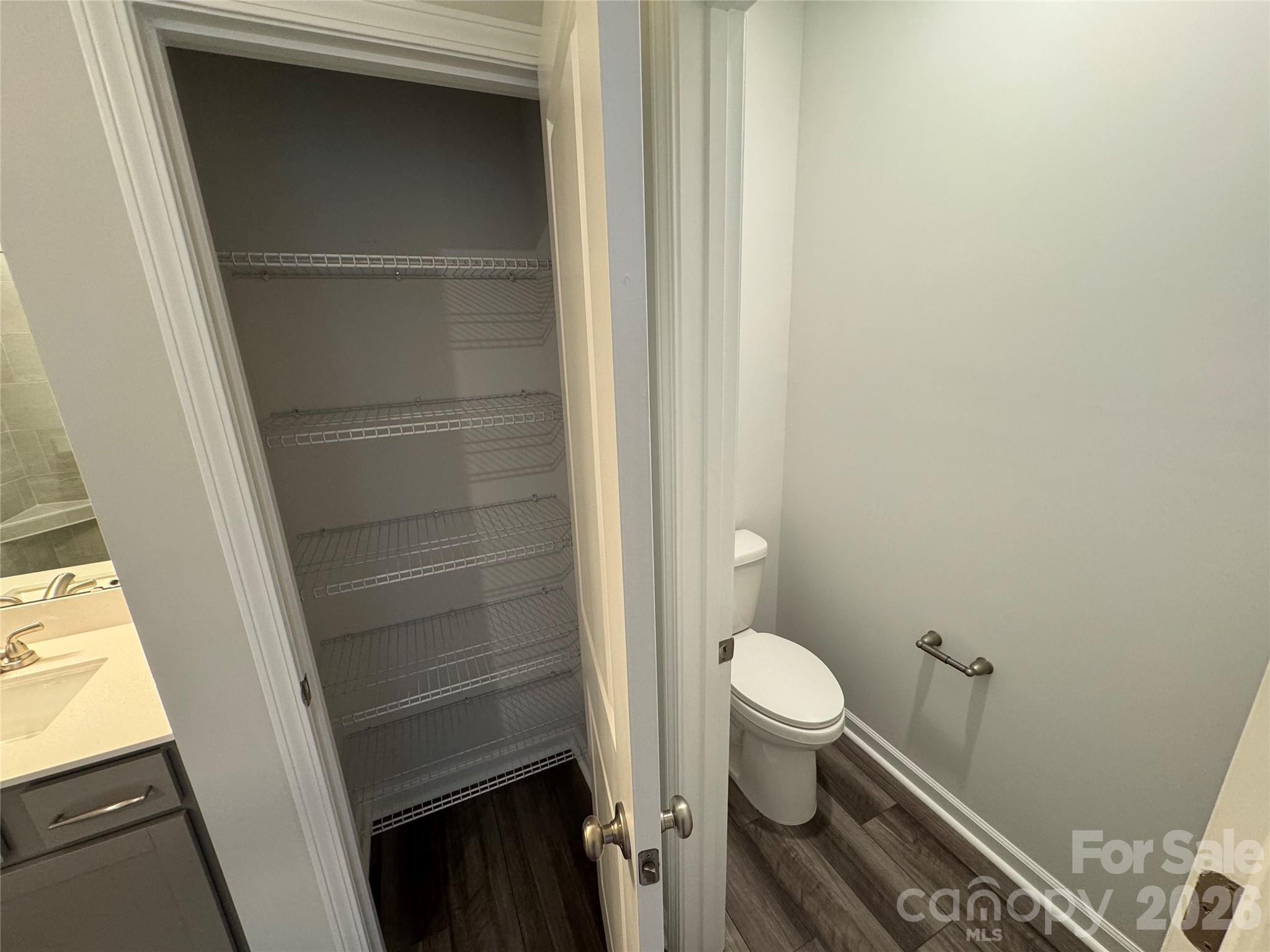 Photo 16 of 4614 Lakeview Road, Charlotte, NC