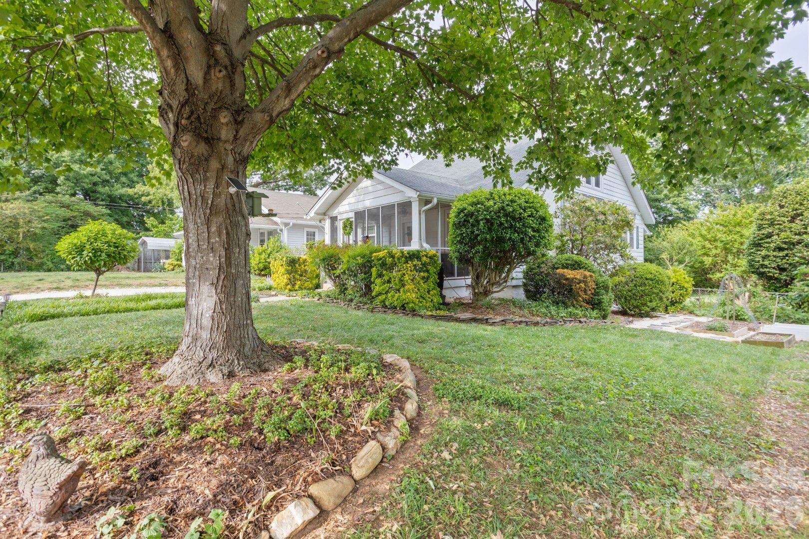 821 Watson Avenue, Winston Salem, NC - photo 1 of 27
