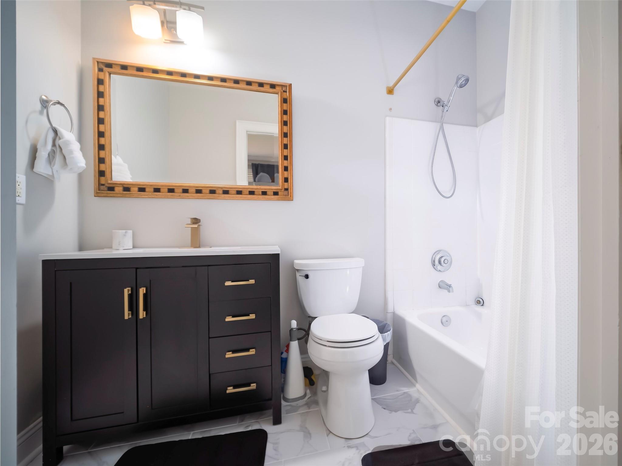 Photo 18 of 5609 Fairview Road3, Charlotte, NC