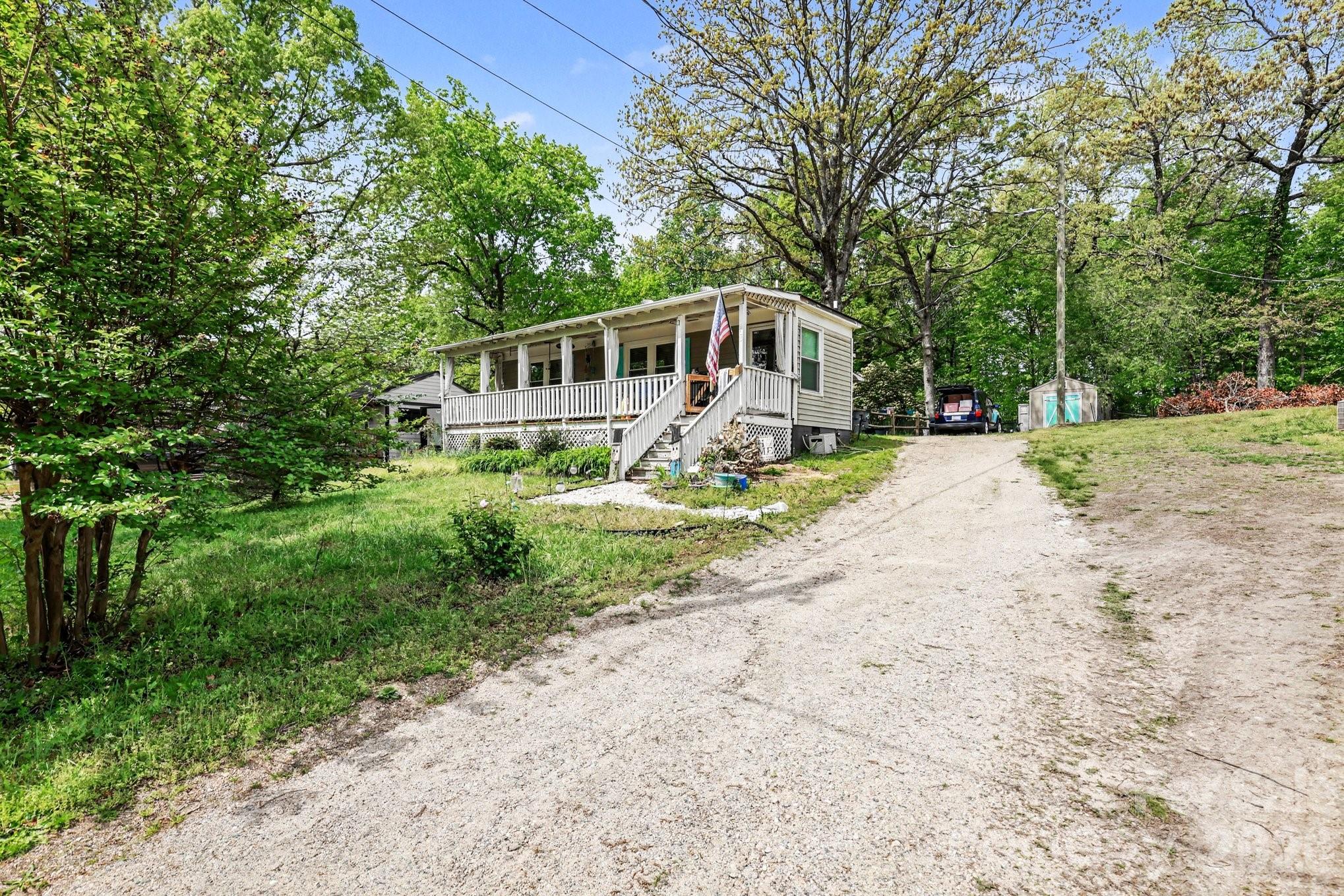 Photo 4 of 403 Oakdale Avenue, Kannapolis, NC
