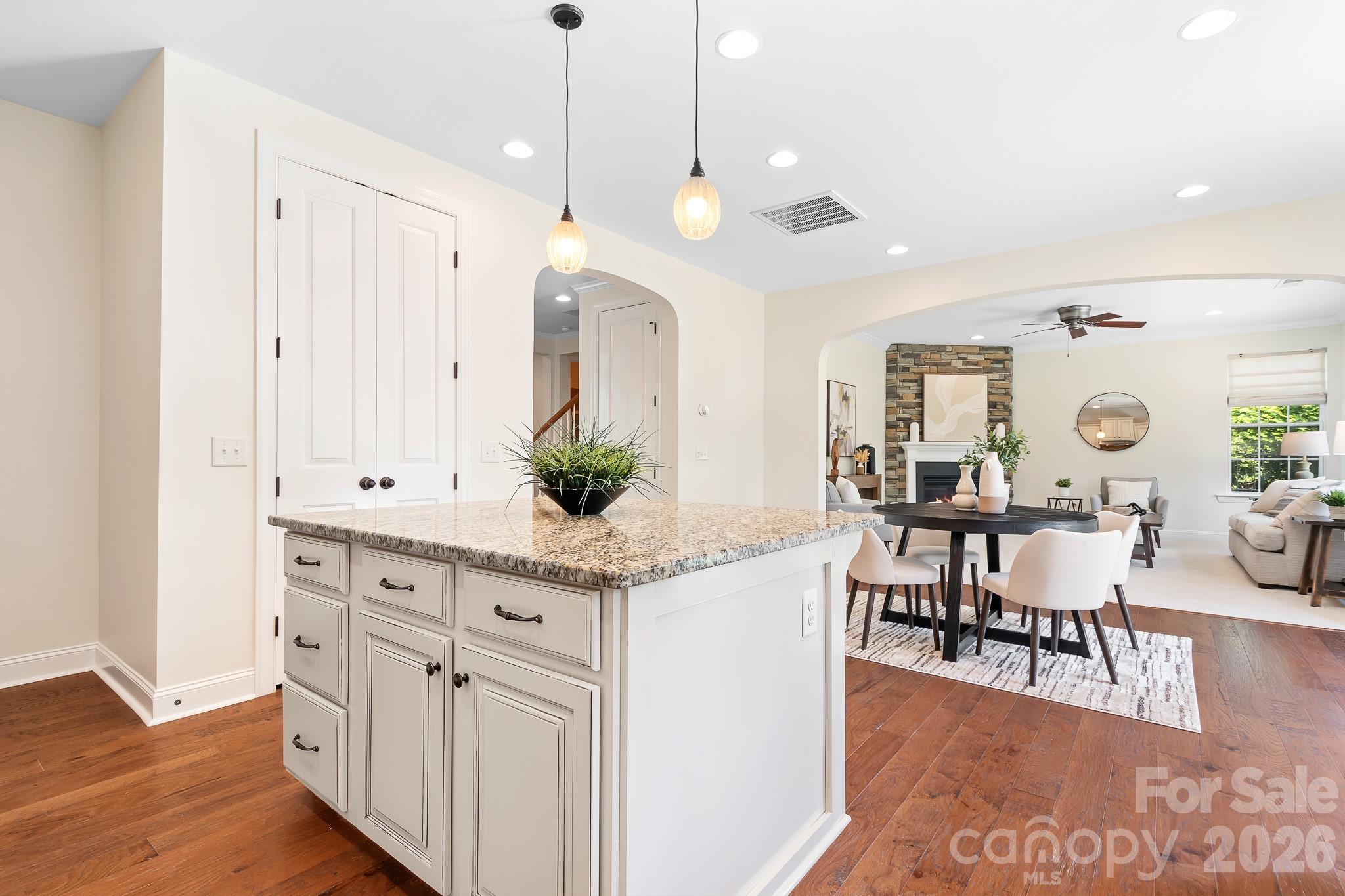 Photo 10 of 15403 Oleander Drive, Charlotte, NC