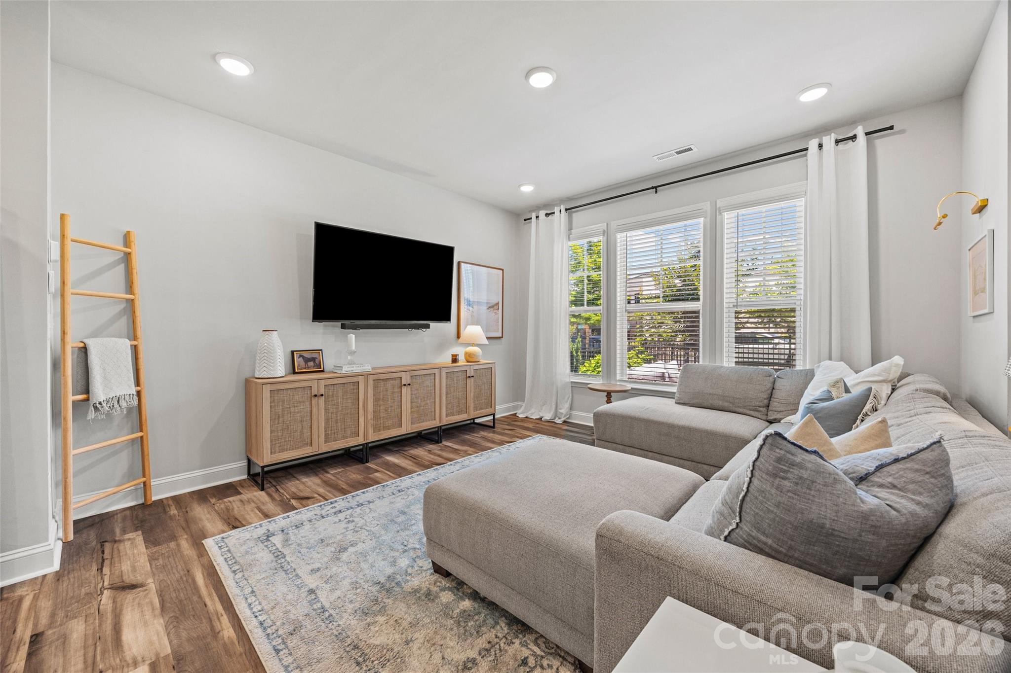Photo 5 of 2511 Duncan Avenue, Charlotte, NC
