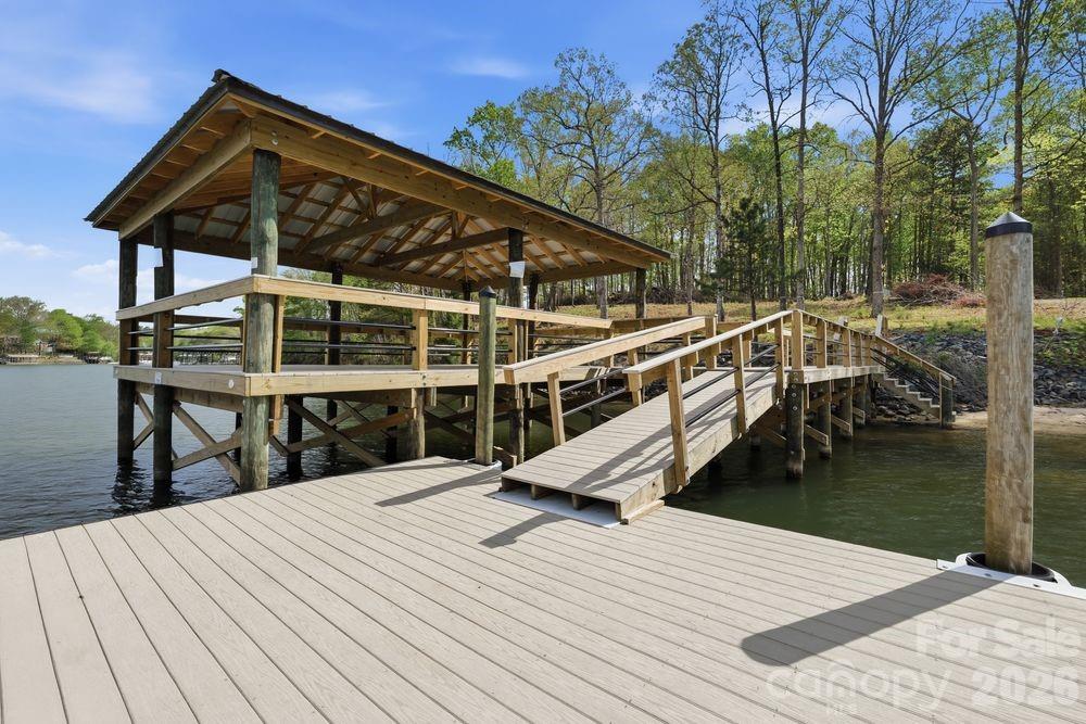 Photo 34 of 21225 Lake Run Drive, Charlotte, NC