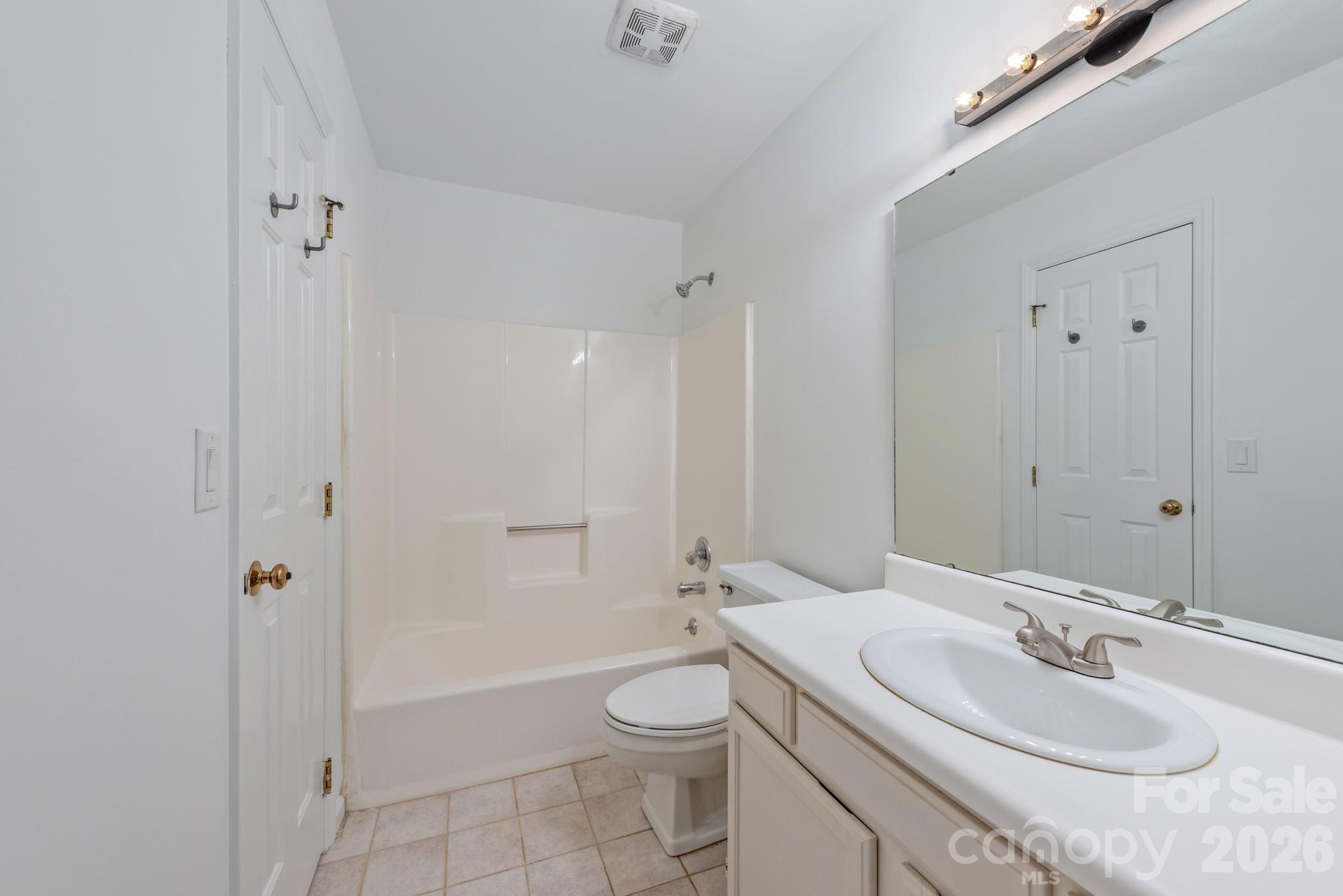Photo 18 of 3507 Colony Crossing Drive, Charlotte, NC