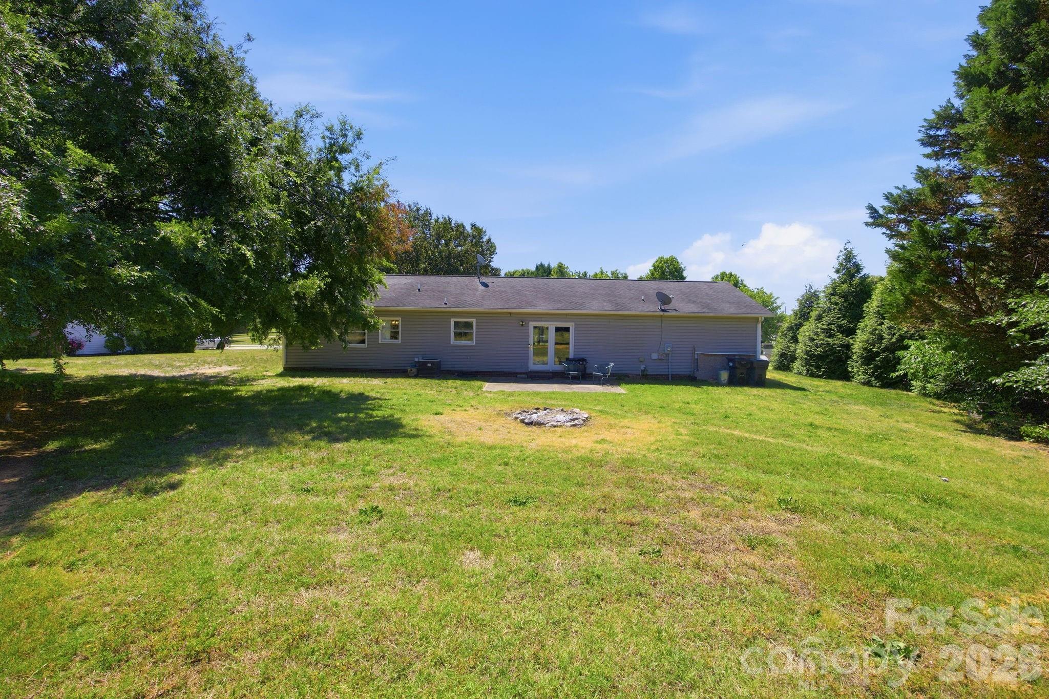 129 Salem Meadow Drive, Statesville, NC - photo 31 of 41
