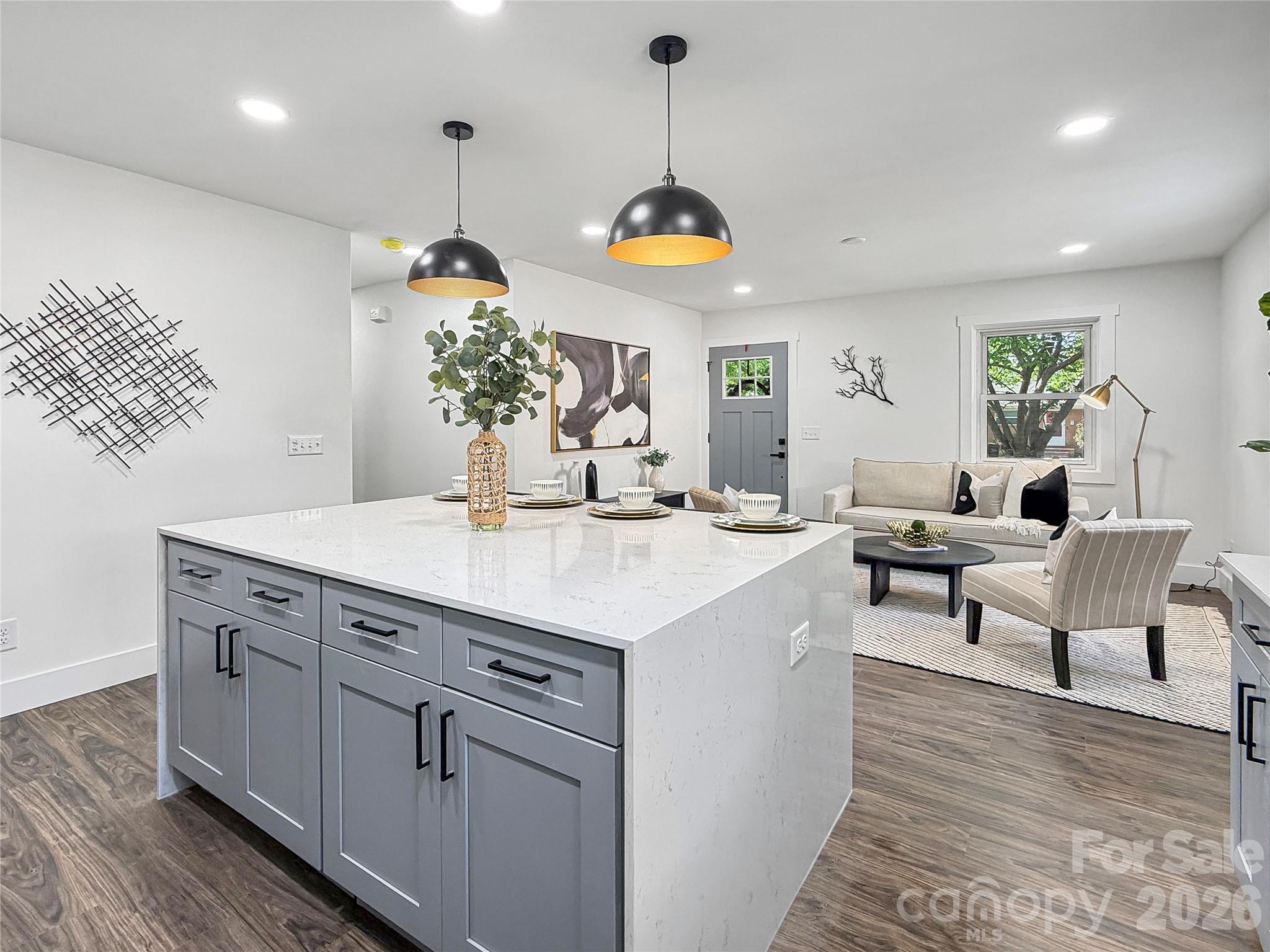 Photo 11 of 4330 Colebrook Road, Charlotte, NC