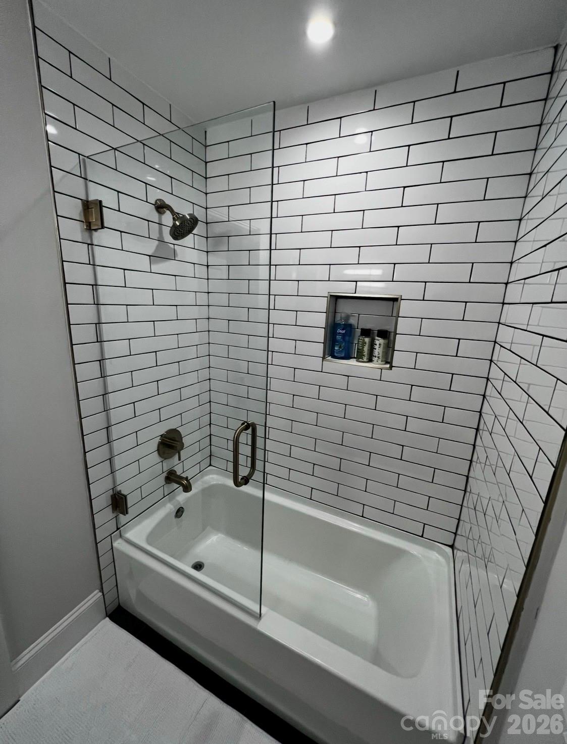 Photo 23 of 523 Kenlough Drive, Charlotte, NC