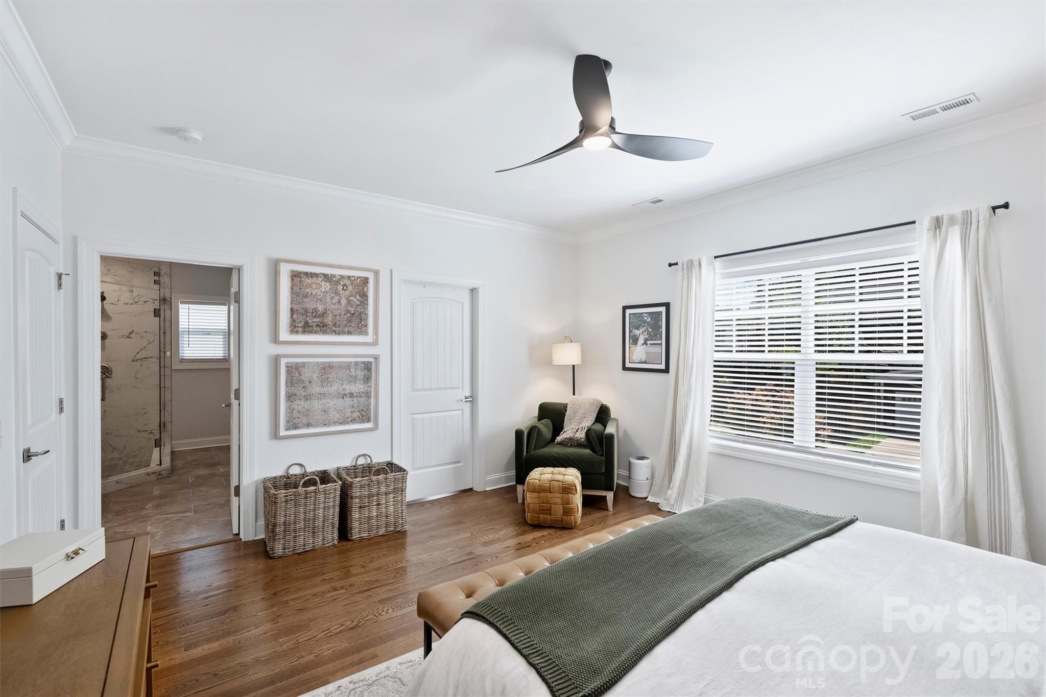 Photo 20 of 1617 Hawthorne Lane, Charlotte, NC