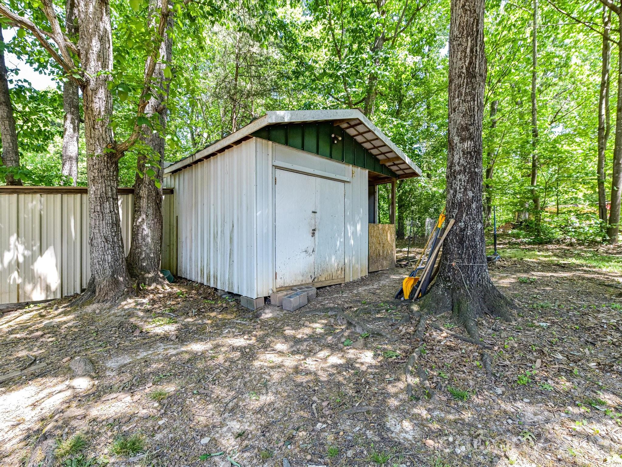 3690 Vickery Drive, Maiden, NC - photo 32 of 36