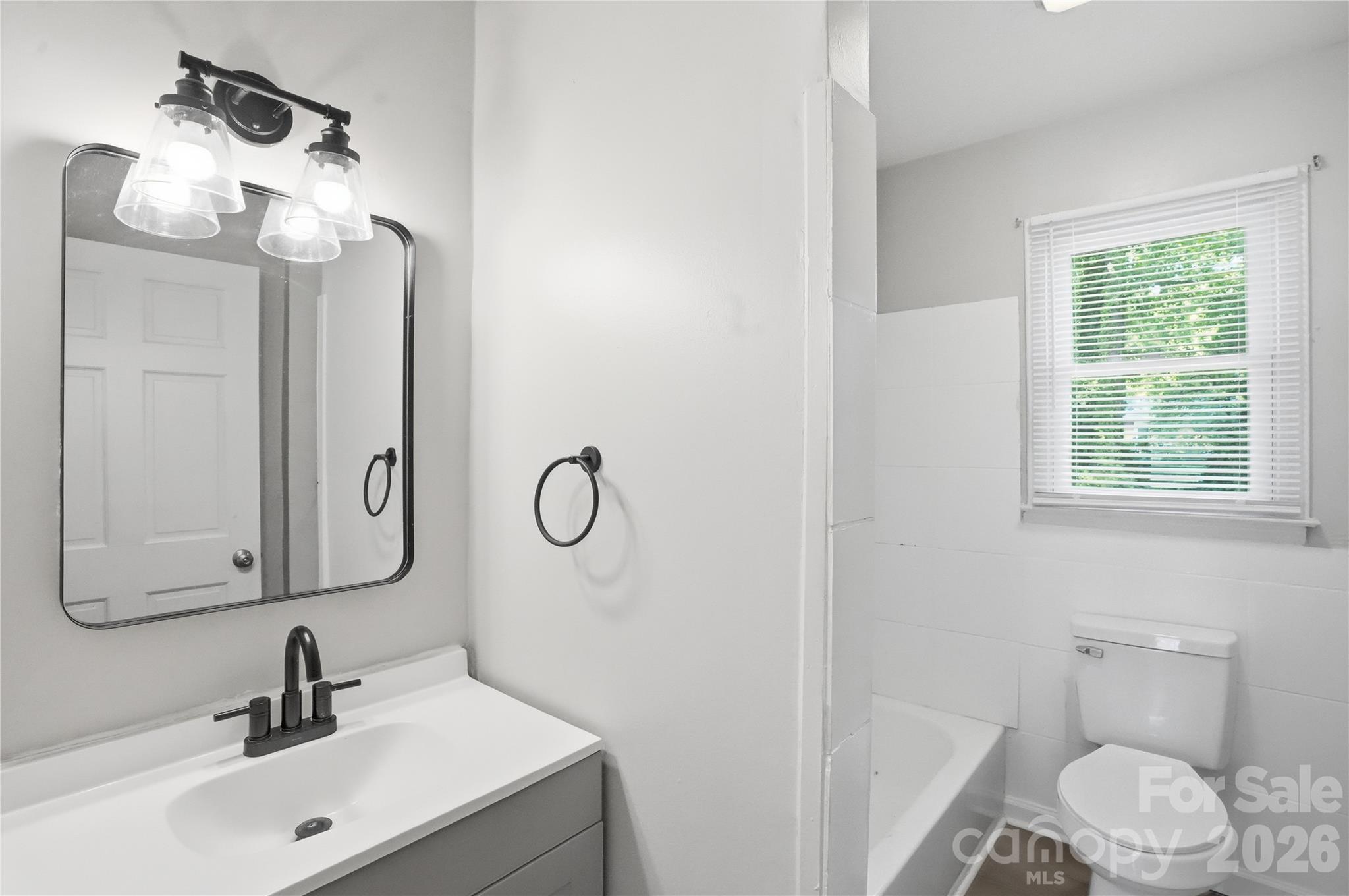 Photo 16 of 1016 Pondella Drive, Charlotte, NC