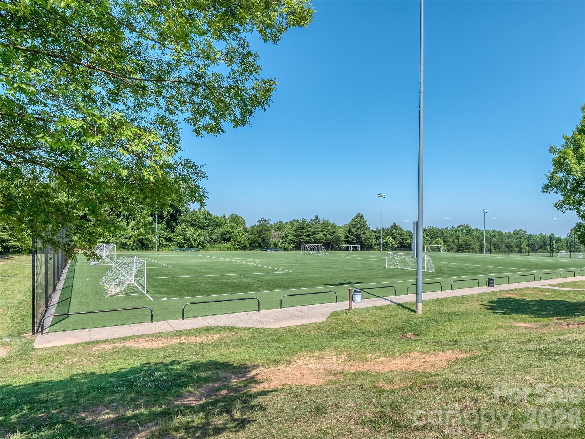 Photo 33 of 7829 Ponderosa Pine Lane, Charlotte, NC