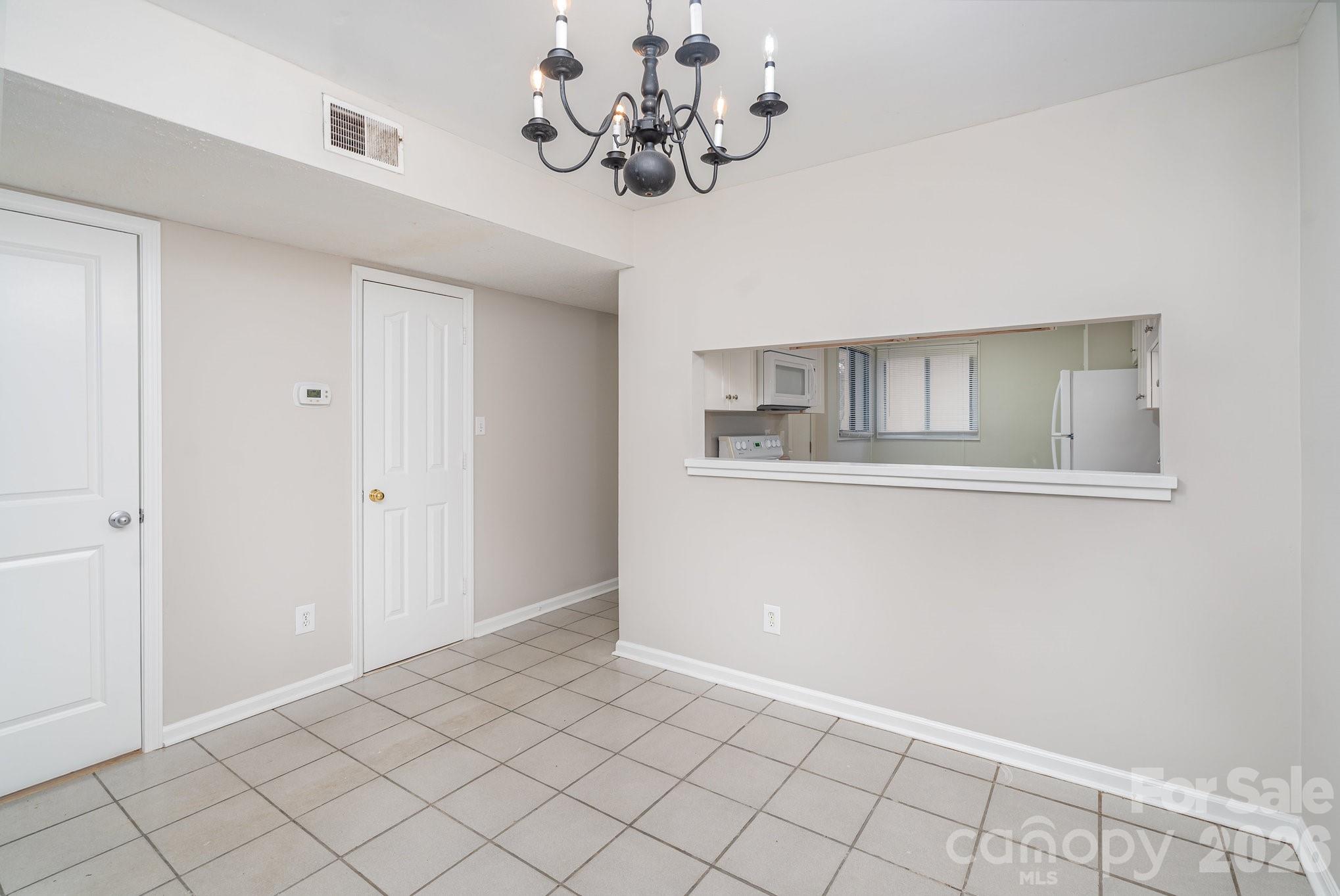Photo 11 of 8005 Horse Chestnut Lane, Charlotte, NC