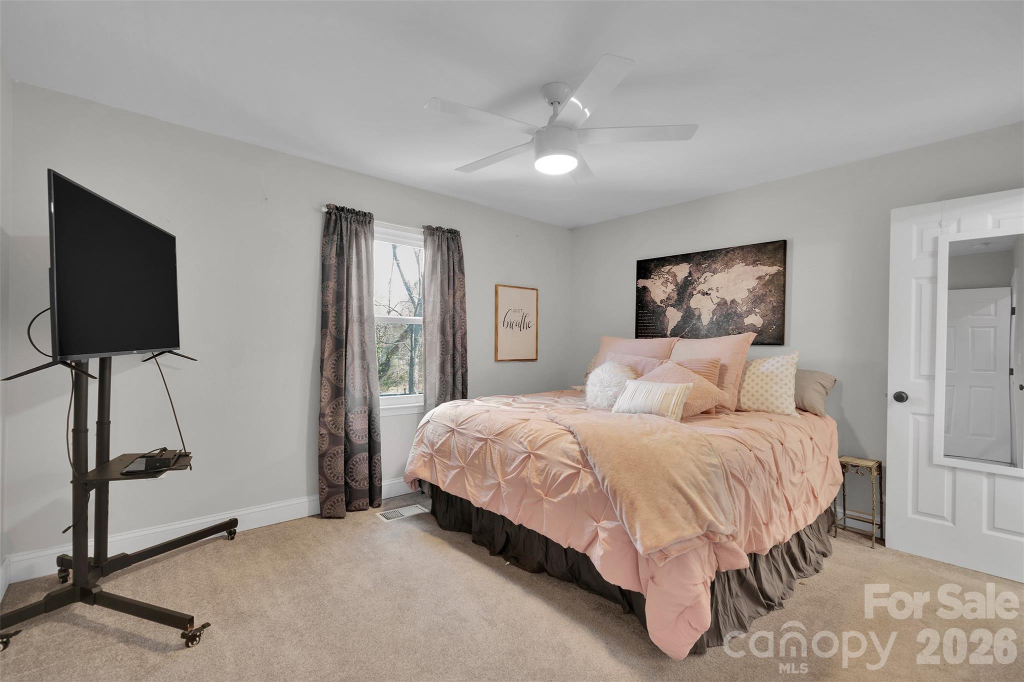 Photo 17 of 301 Hillandale Drive, Charlotte, NC