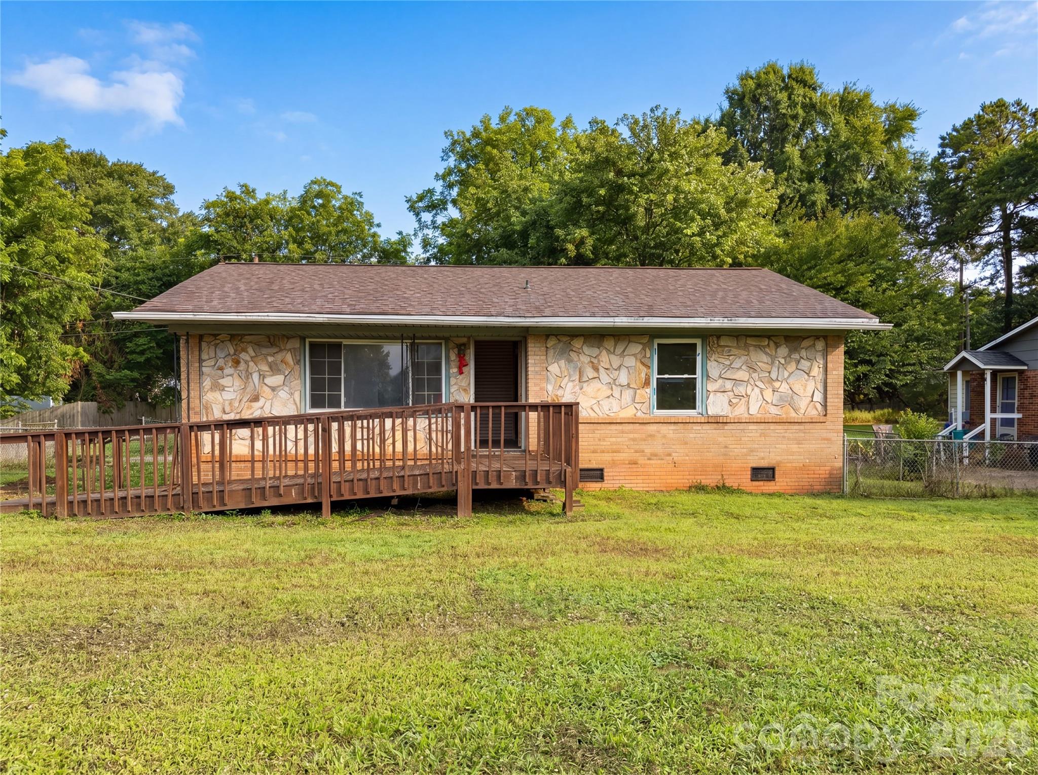 Home for sale at 901 Steele Street, Fort Mill, SC — photo 1 of 14