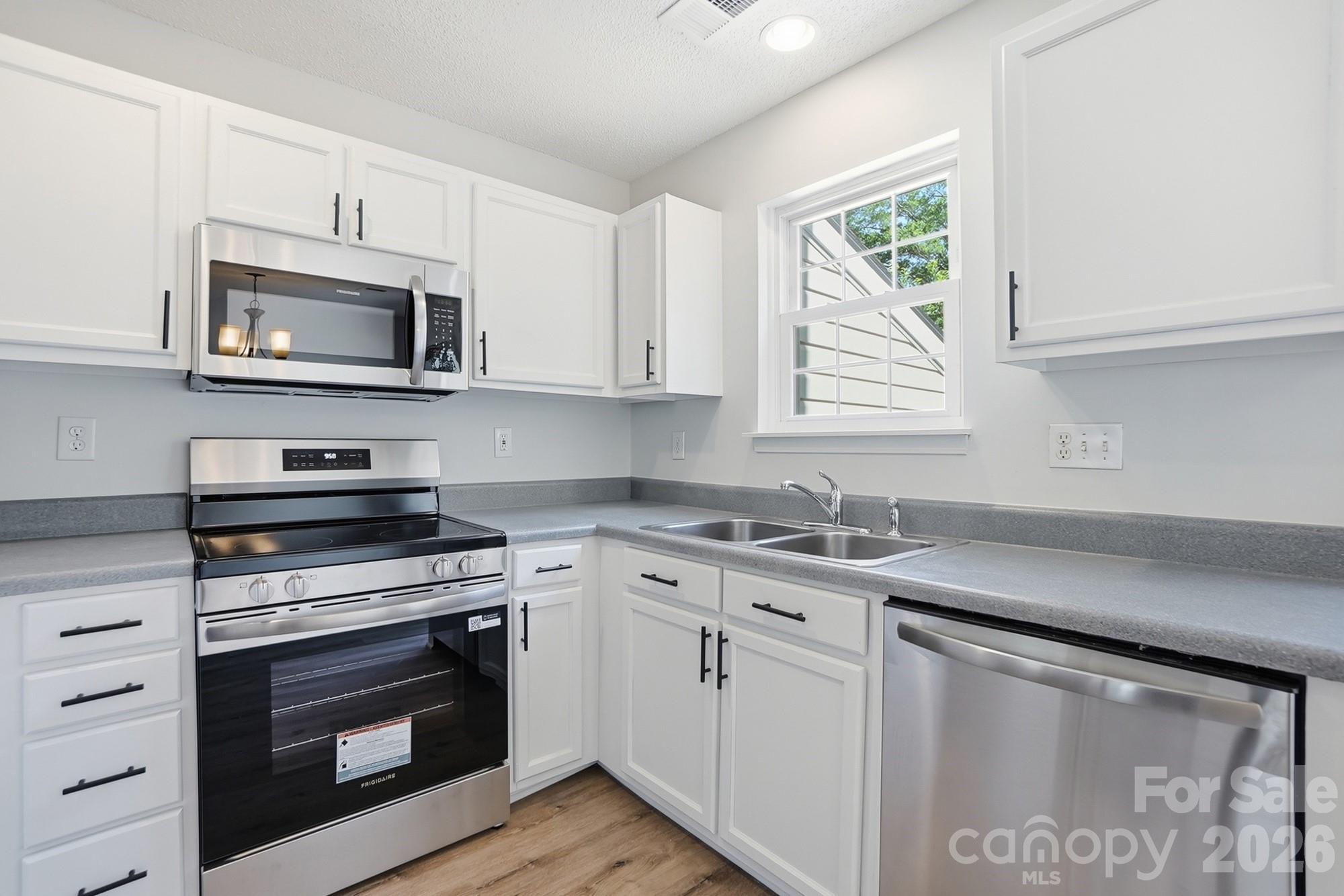 Photo 13 of 10584 English Setter Way, Charlotte, NC