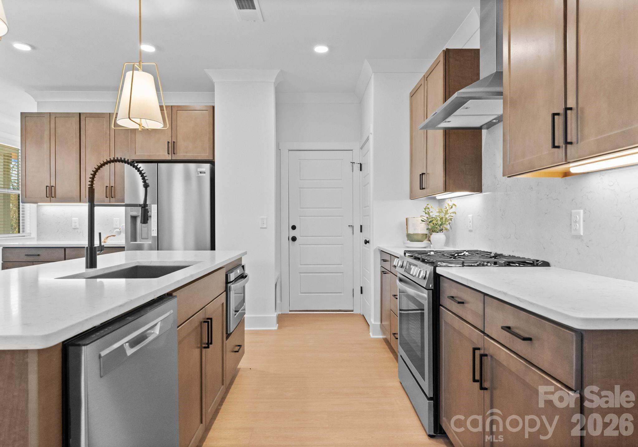 824 Garringer Place, Charlotte, NC - photo 3 of 35