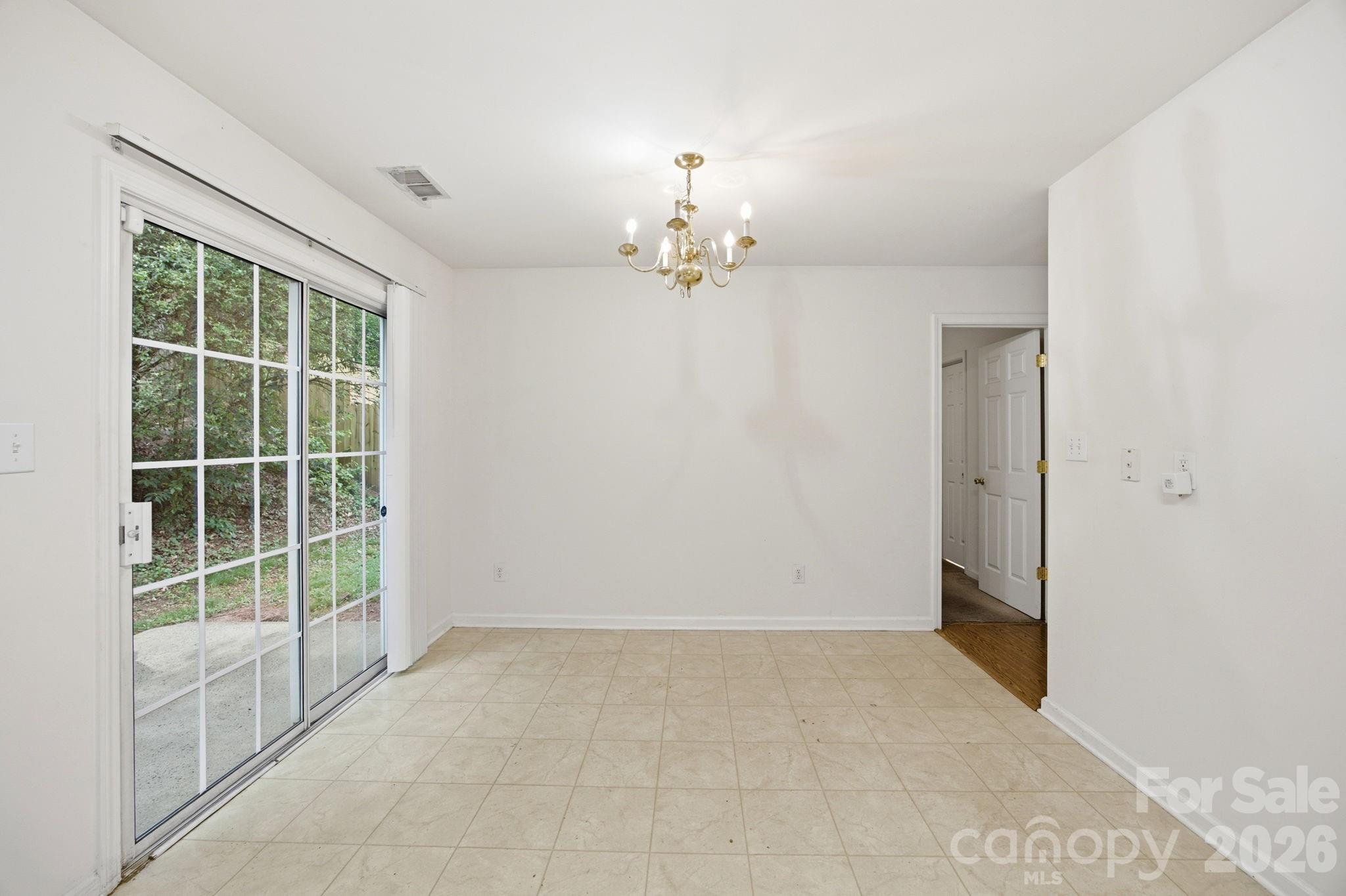 Photo 13 of 129 Winding Canyon Drive, Charlotte, NC