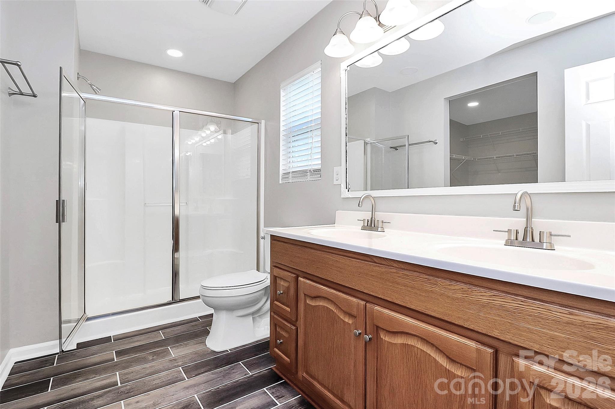 Photo 32 of 15705 Lakepoint Forest Drive, Charlotte, NC