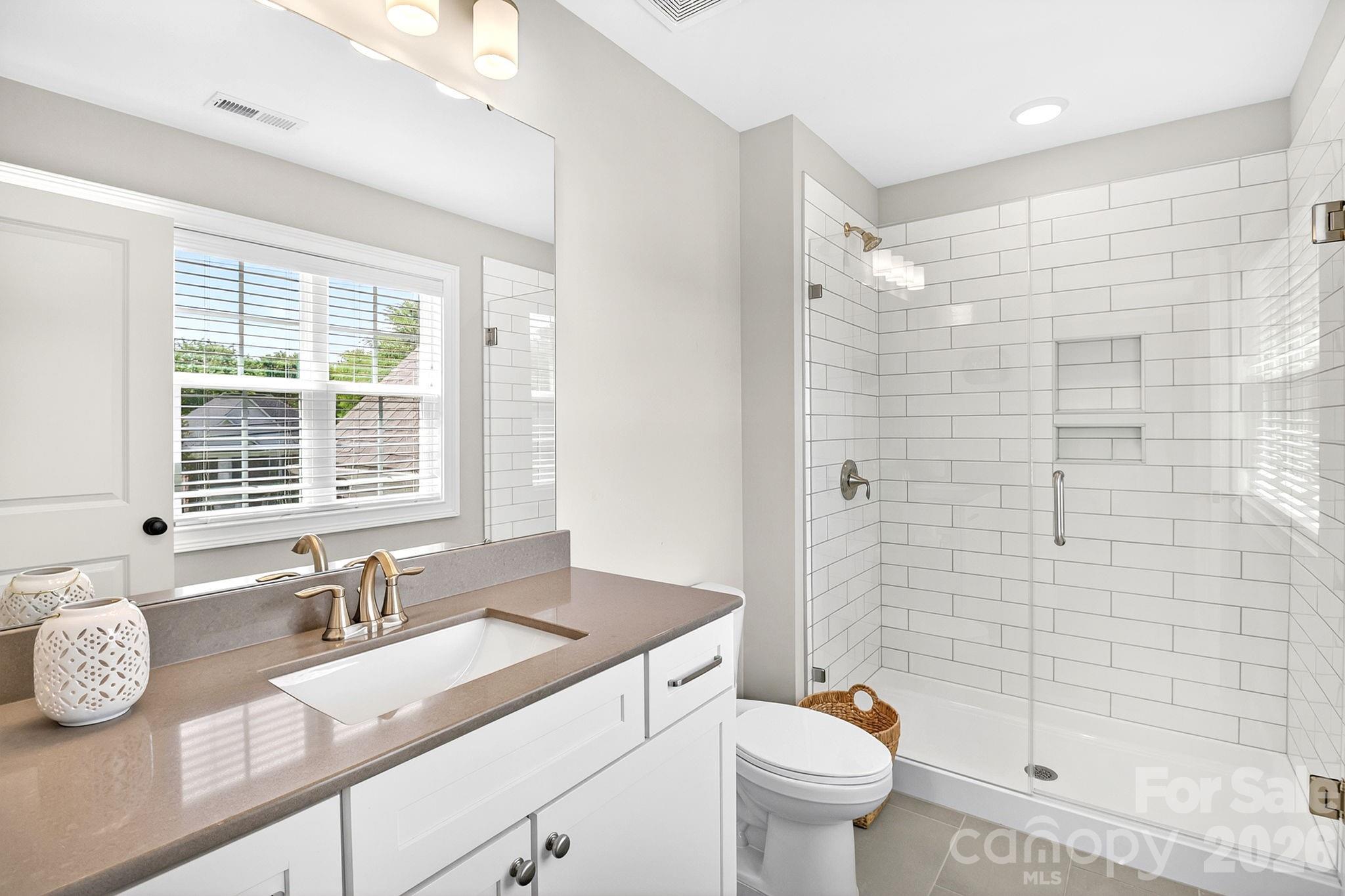 Photo 28 of 7005 Providence Lane W, Charlotte, NC