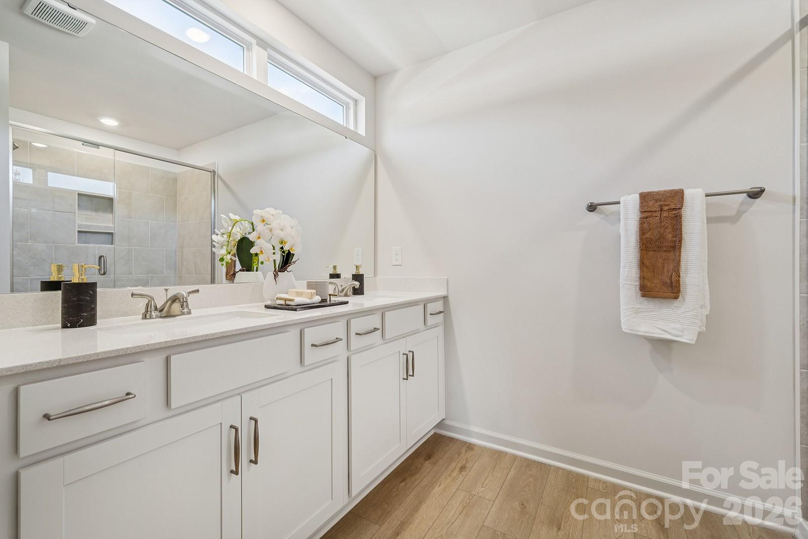 Photo 17 of 4636 Lakeview Road, Charlotte, NC