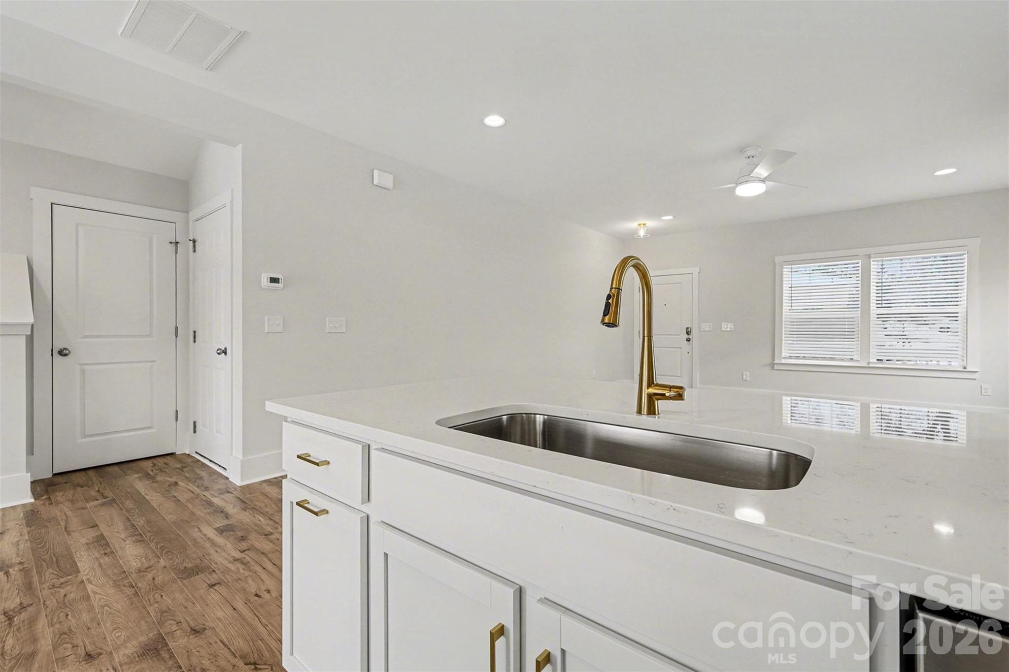 Photo 9 of 4768 Americana Avenue, Charlotte, NC