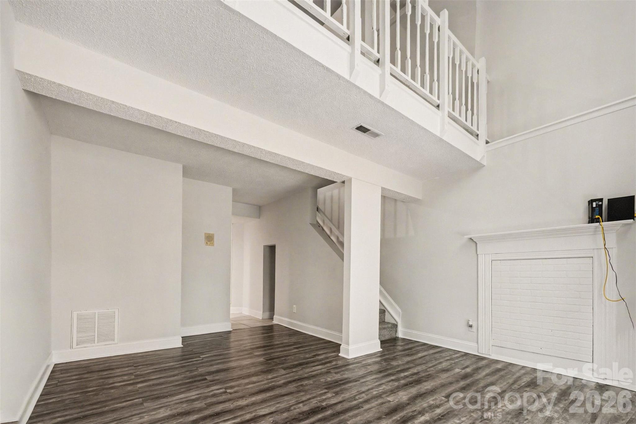 Photo 4 of 7609 Holly Grove Court, Charlotte, NC