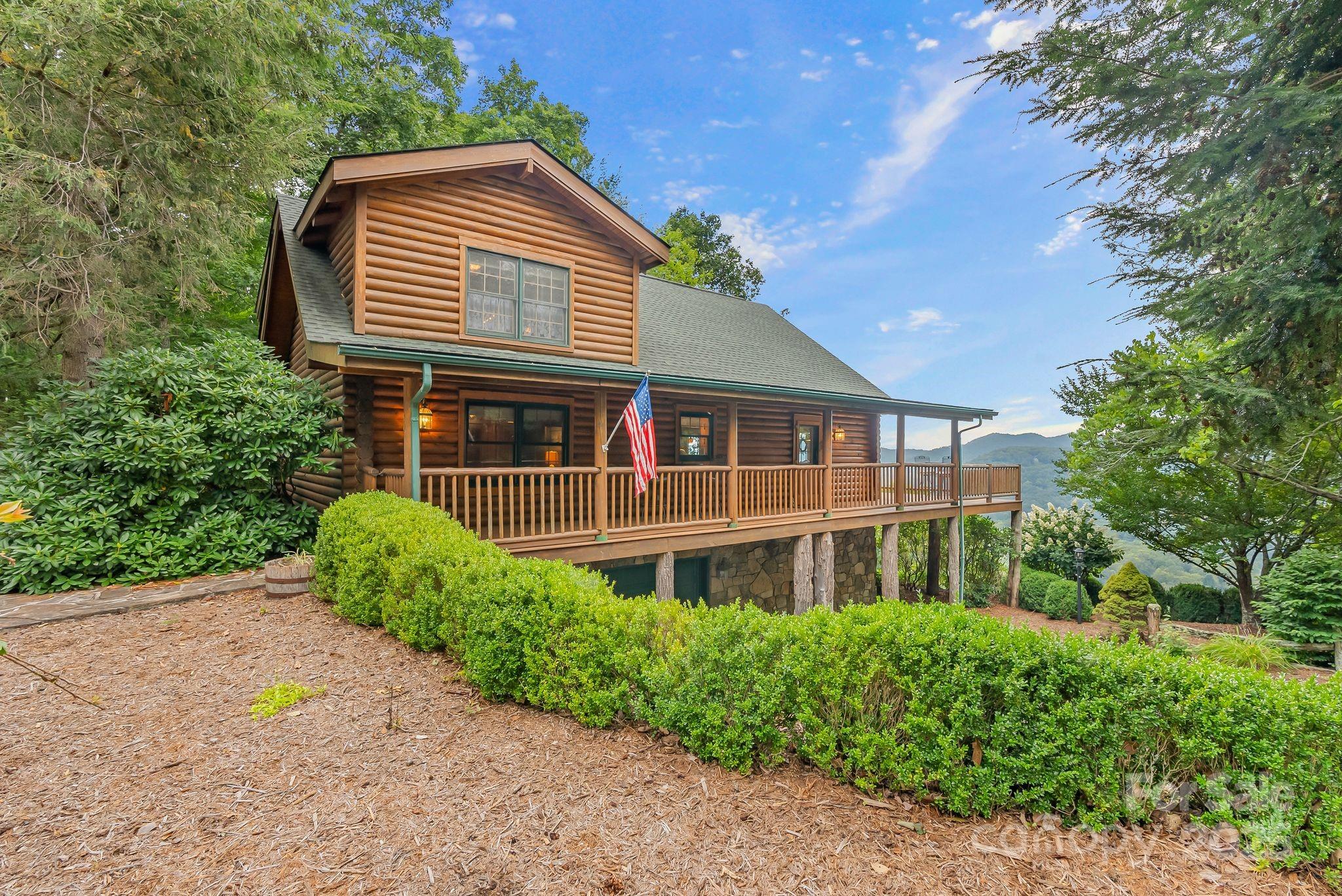 90 Forest Ridge Road, Burnsville, NC - photo 2 of 48