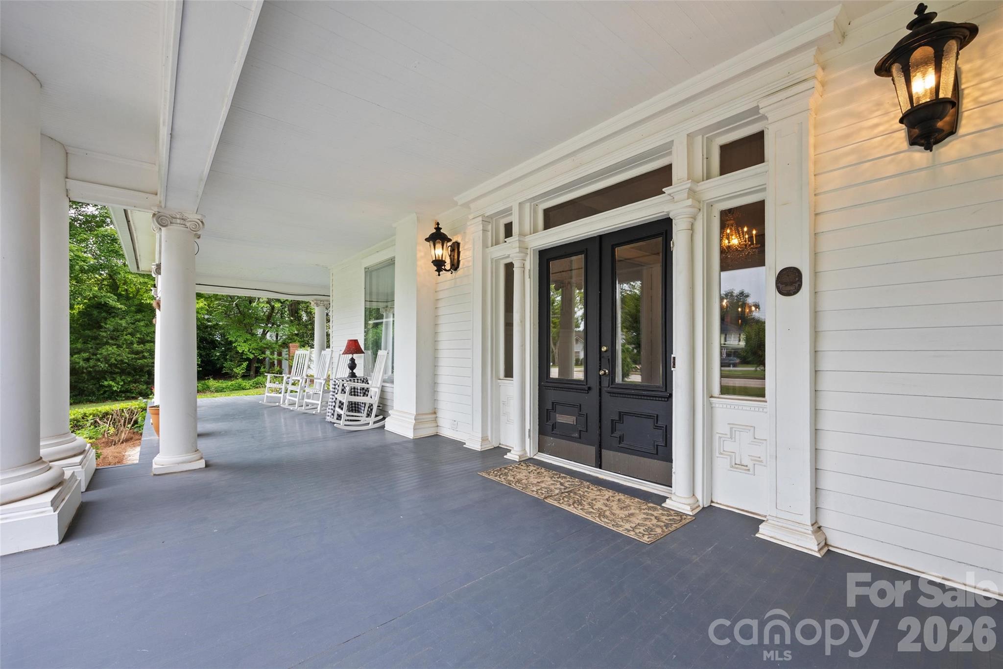 530 E Rutledge Avenue, Gaffney, SC - photo 4 of 48
