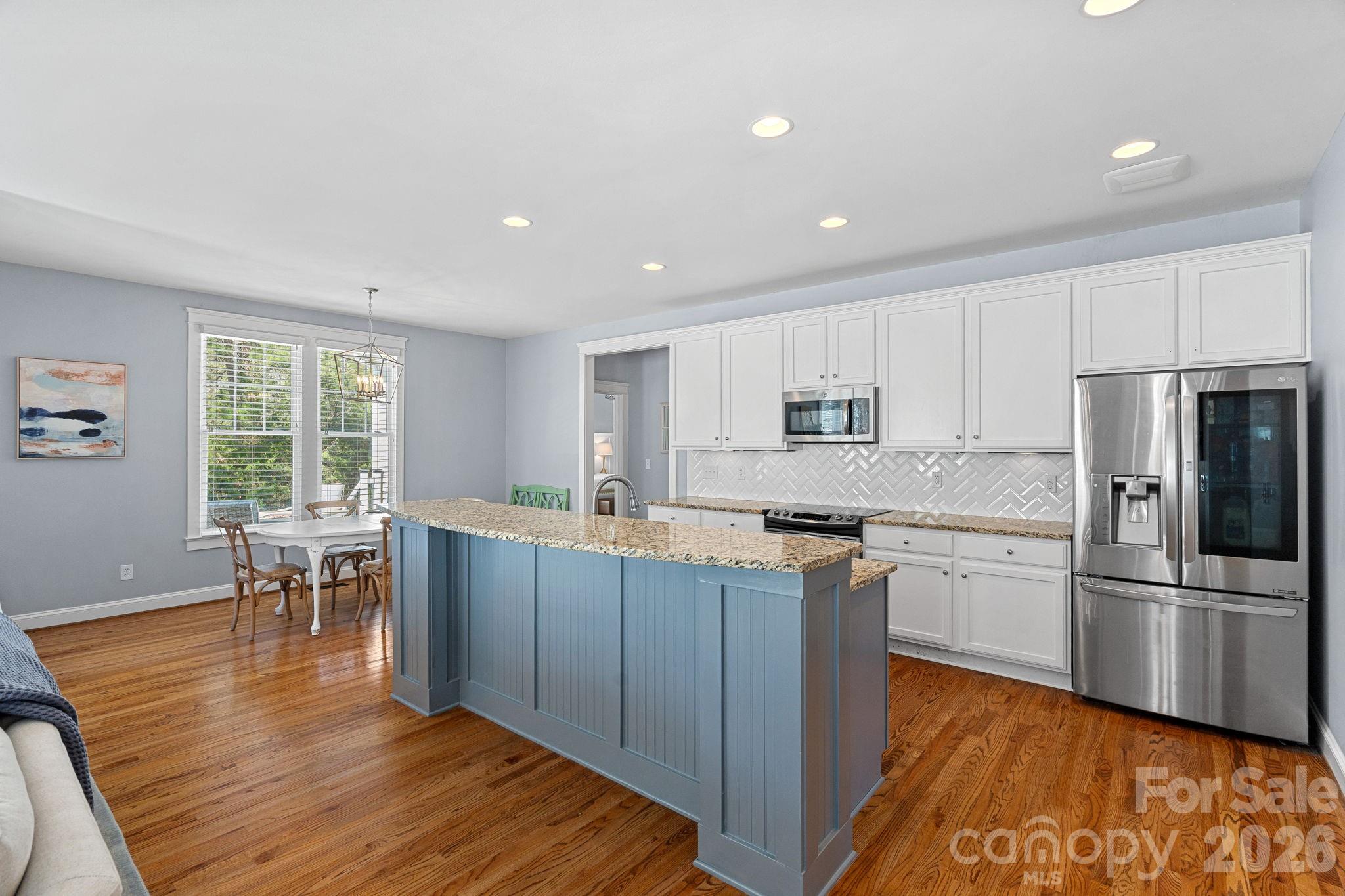 5595 Morris Hunt Drive, Fort Mill, SC - photo 4 of 49