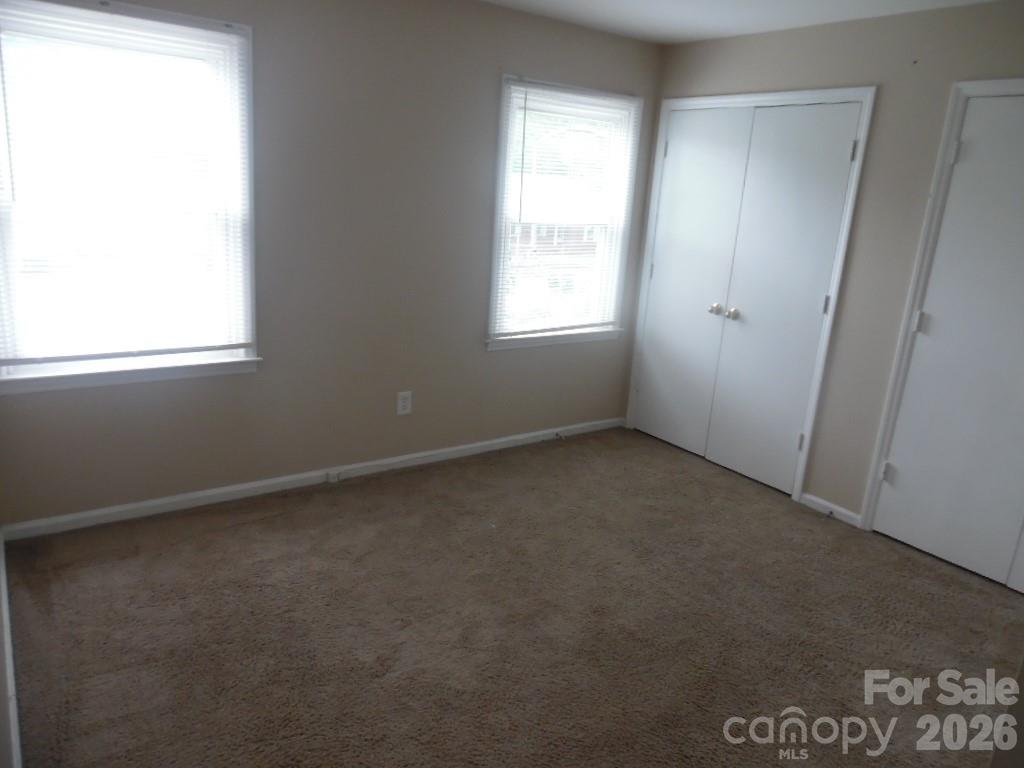 Home for sale at 6311 Coach Hill Lane, Charlotte, NC — photo 8 of 15