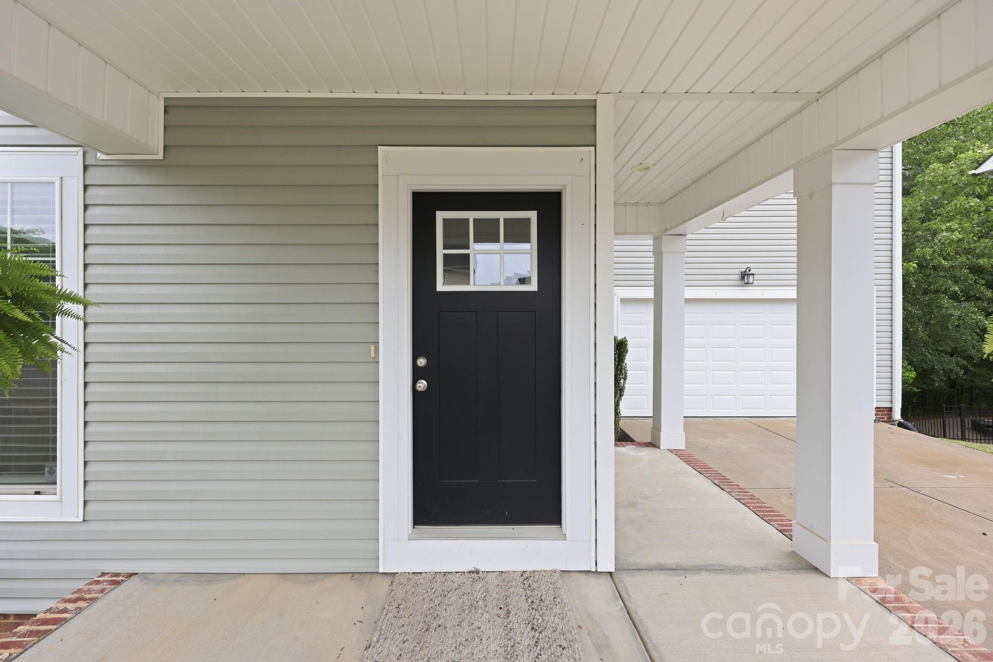 8207 Dumphries Drive, Huntersville, NC - photo 5 of 49