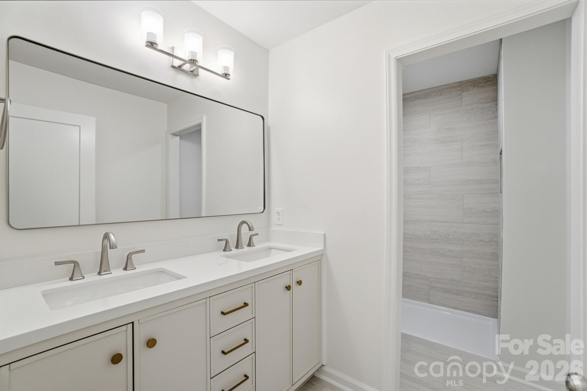 Photo 21 of 7027 Quail Hill Road, Charlotte, NC