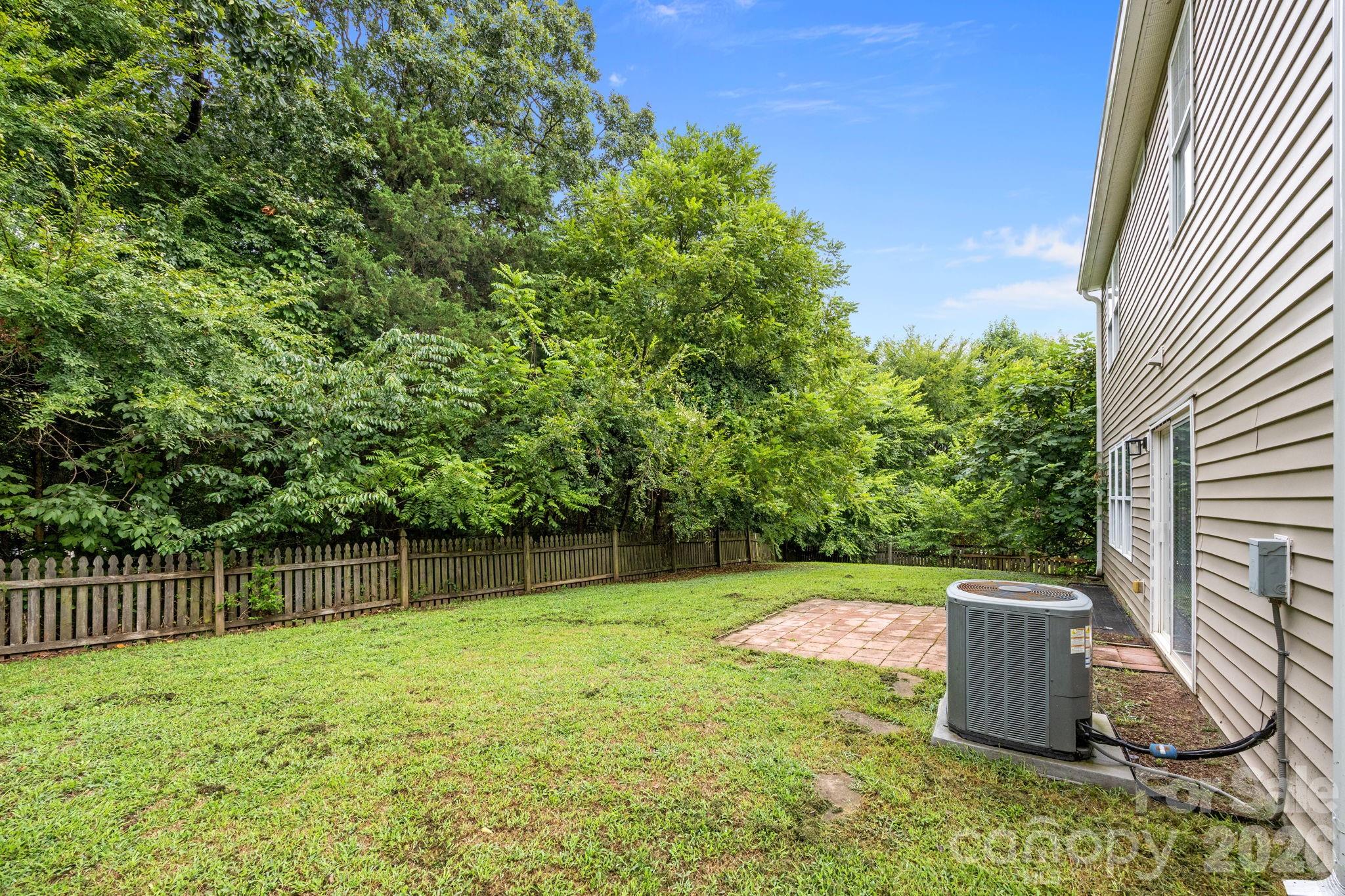 Photo 39 of 10609 Spring Rain Court, Charlotte, NC