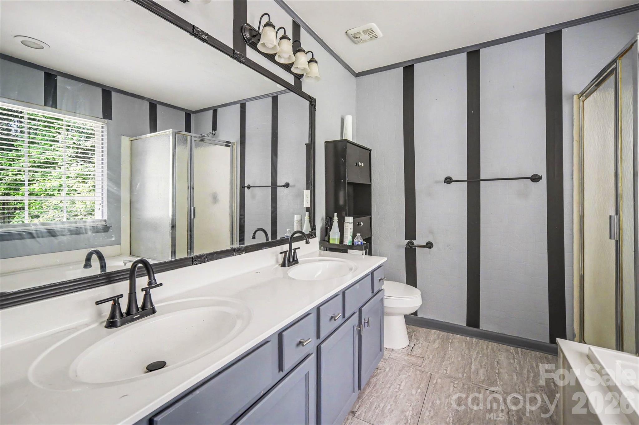 10026 Dauphine Drive, Charlotte, NC - photo 23 of 49