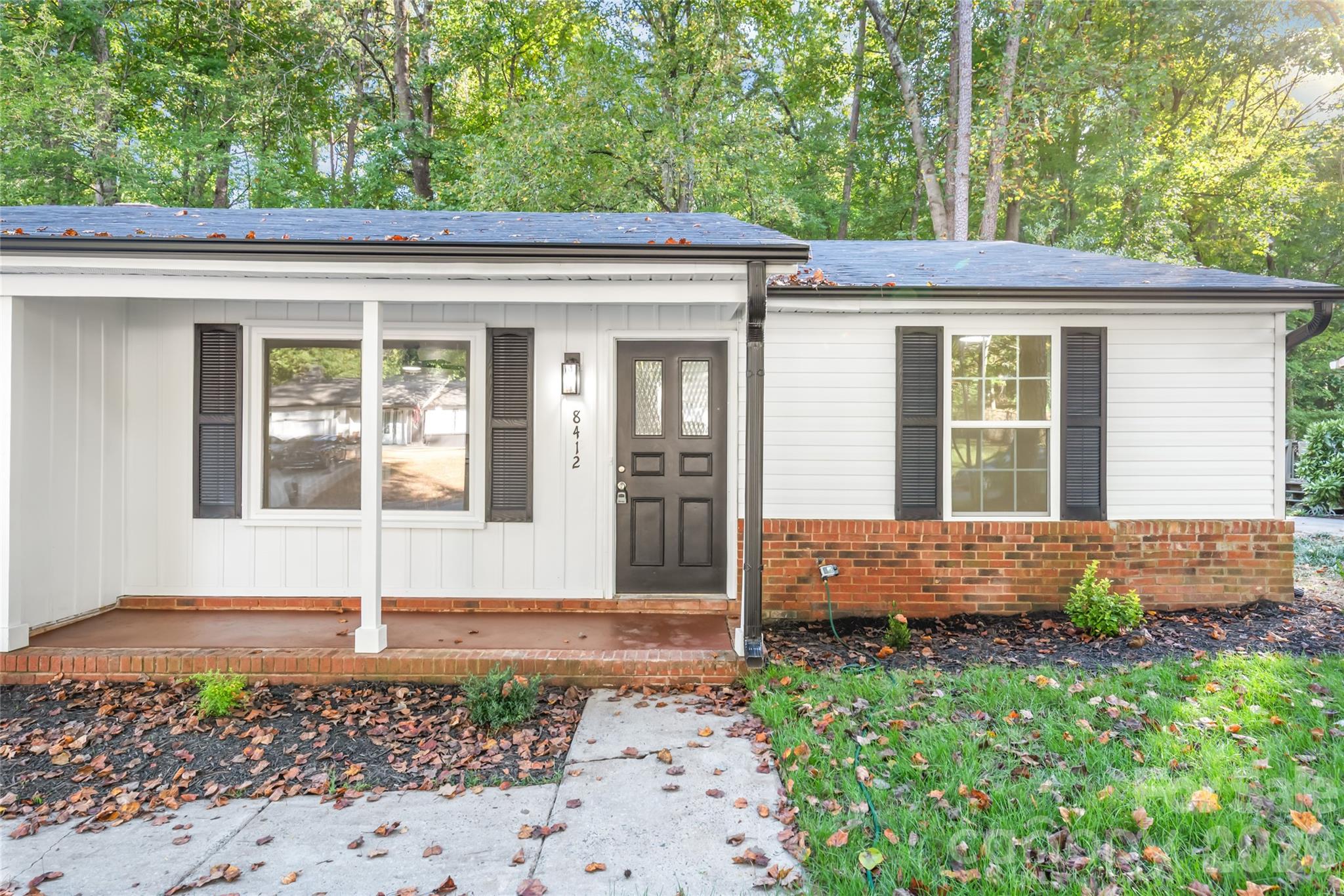 8412 Strider Drive, Charlotte, NC - photo 7 of 38
