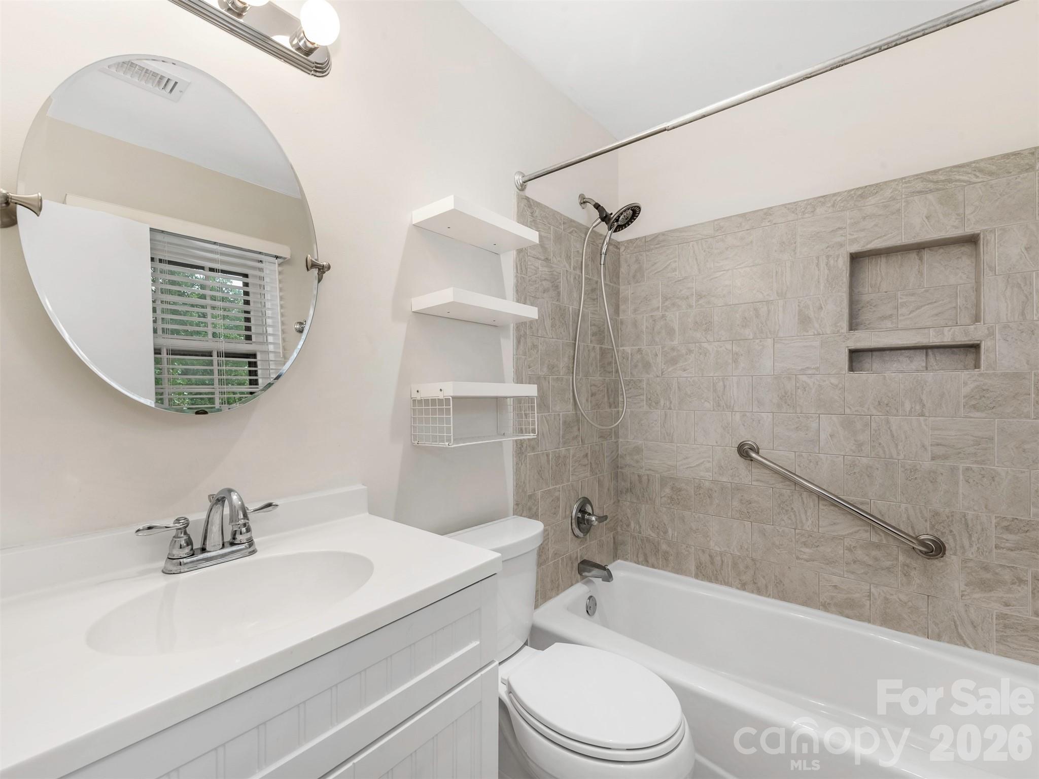 Photo 17 of 1429 Mcilroy Road, Charlotte, NC