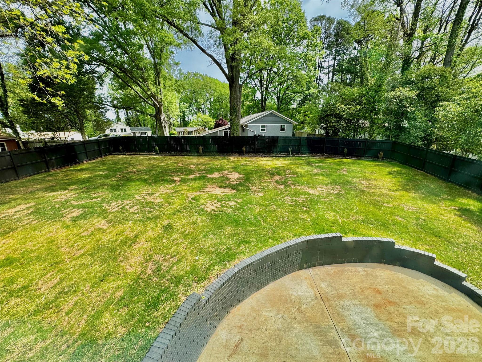 Home for sale at 5635 Ruth Drive, Charlotte, NC — photo 16 of 34