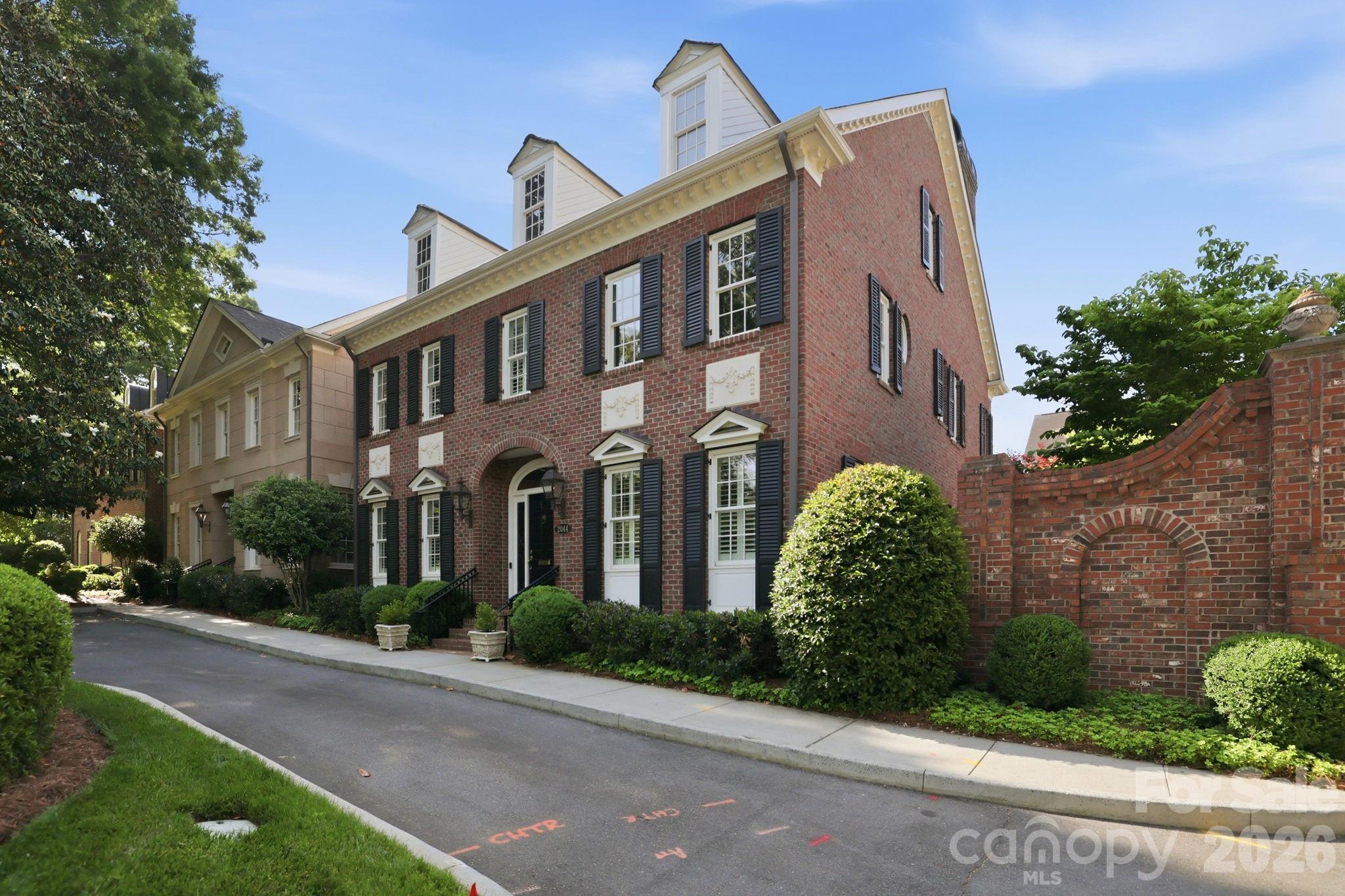 Home for sale at 2044 Queens Road W, Charlotte, NC — photo 1 of 44