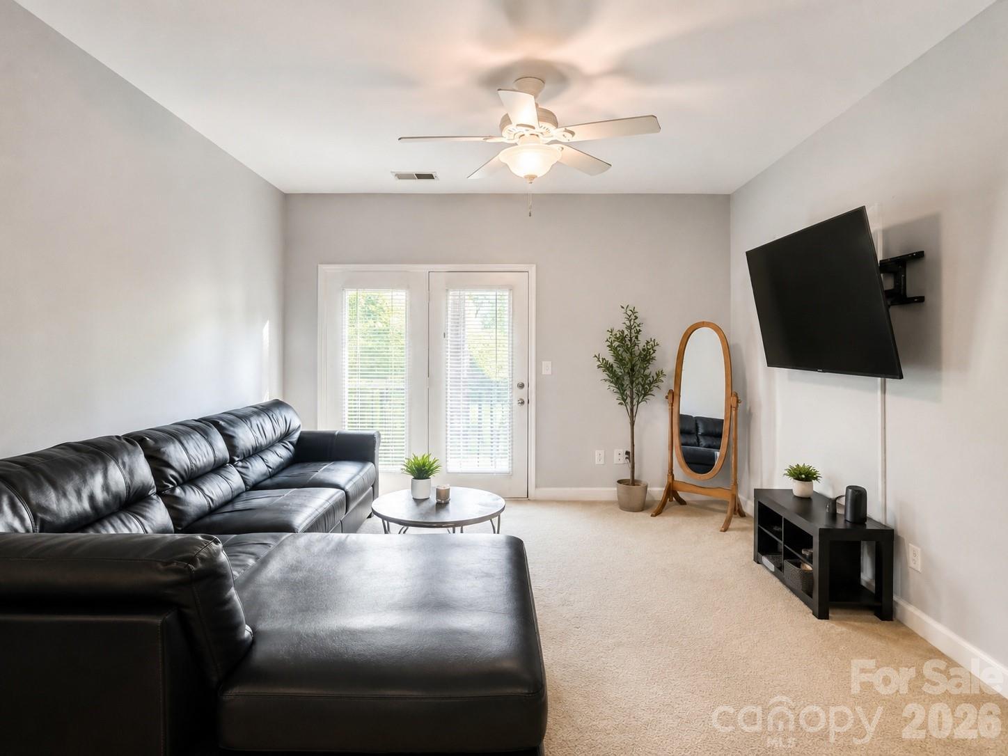 Photo 4 of 9813 Hyde Glen Court, Charlotte, NC