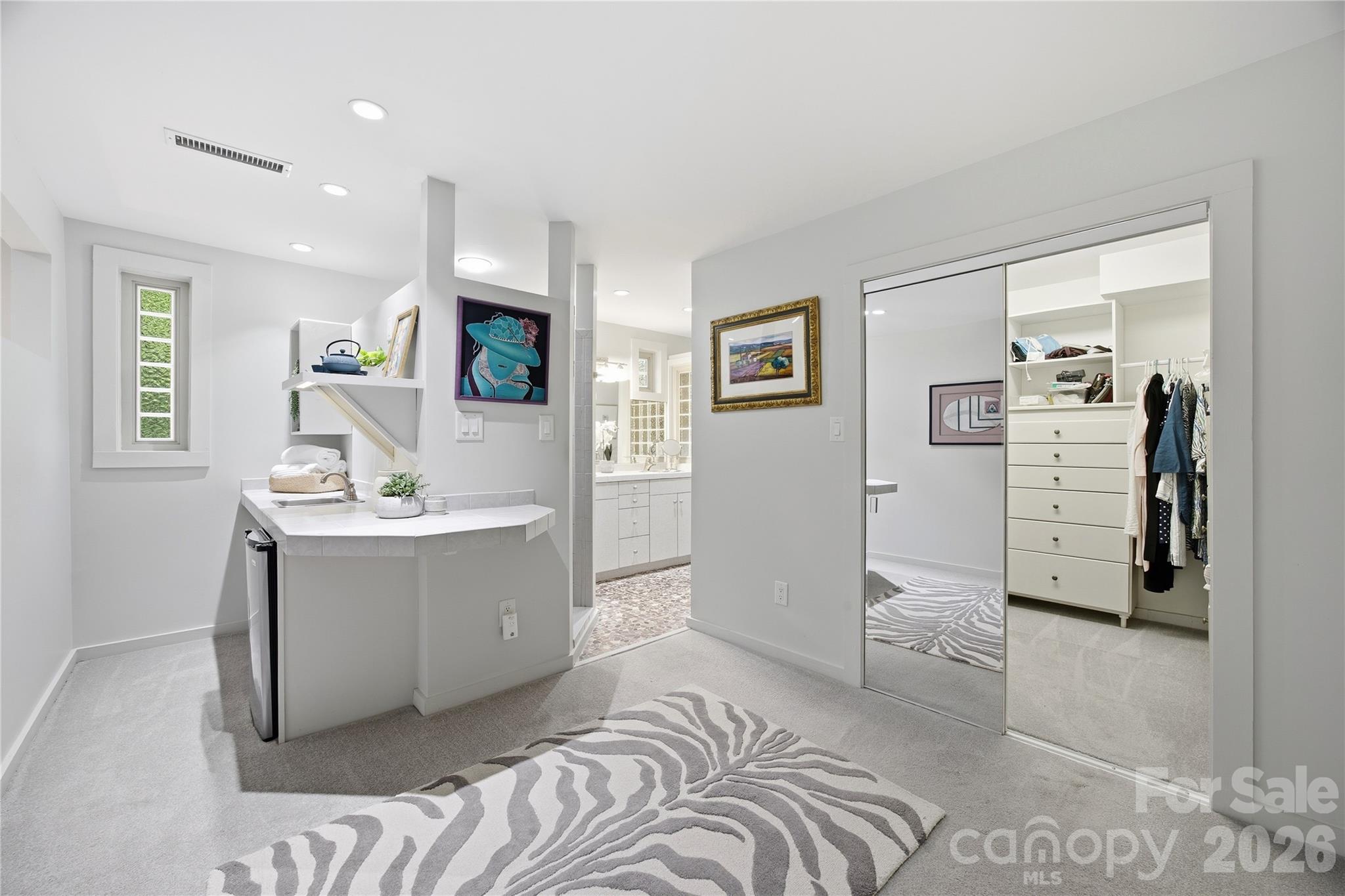 Photo 10 of 2724 Huntingtowne Farms Lane, Charlotte, NC
