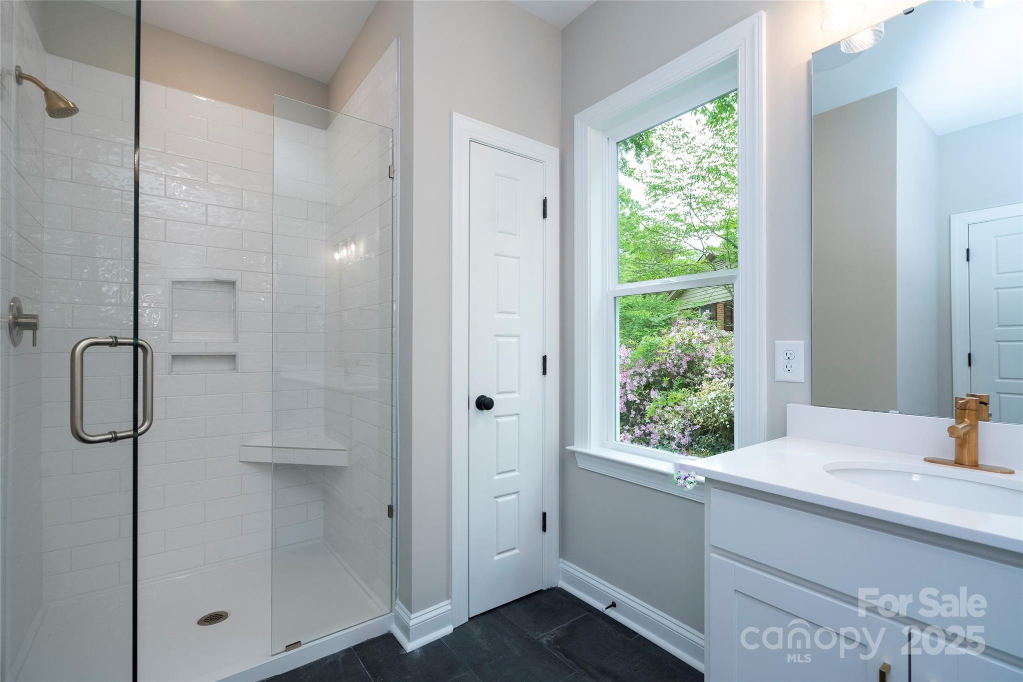 Photo 19 of 1721 Balfour Lane, Charlotte, NC