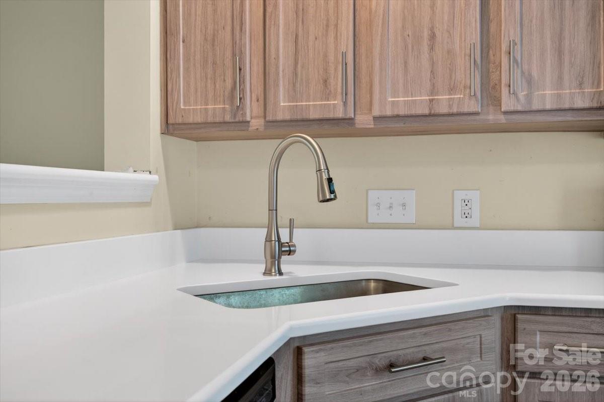 Photo 15 of 17035 Turning Stick Court, Charlotte, NC