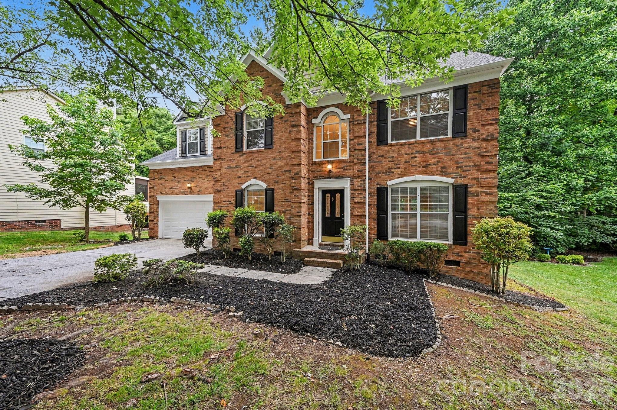 Home for sale at 4619 Kirkgard Trail, Charlotte, NC — photo 1 of 27