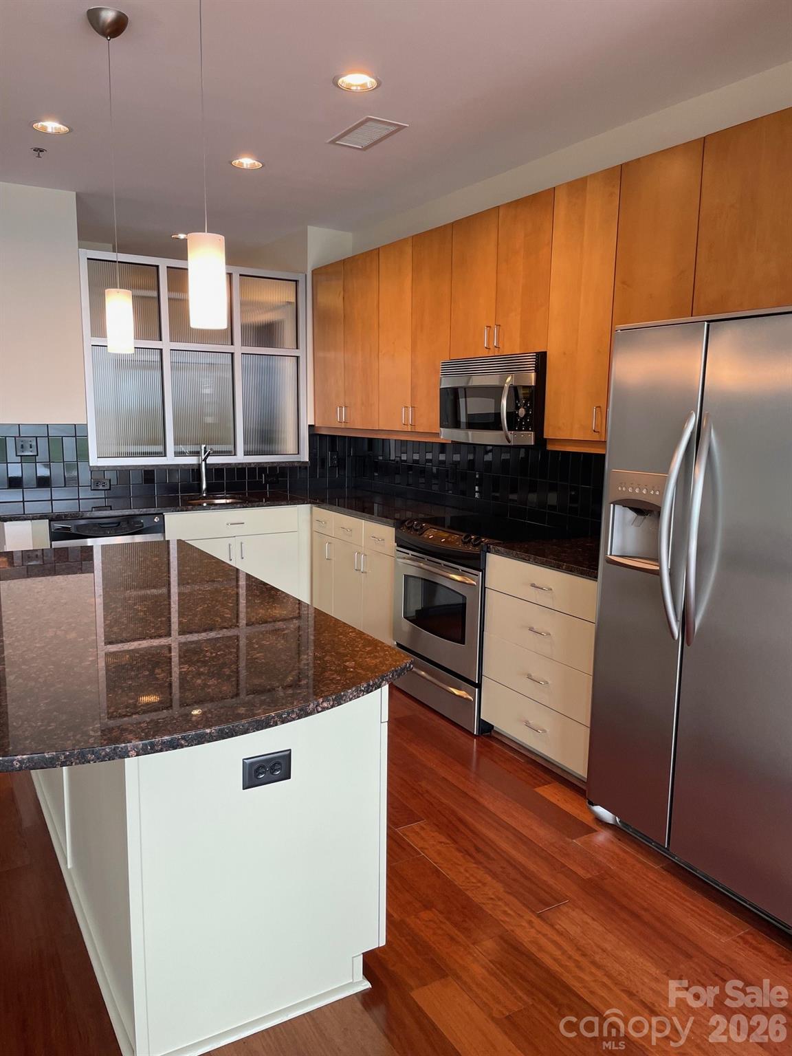 Photo 8 of 333 W Trade Street1602, Charlotte, NC