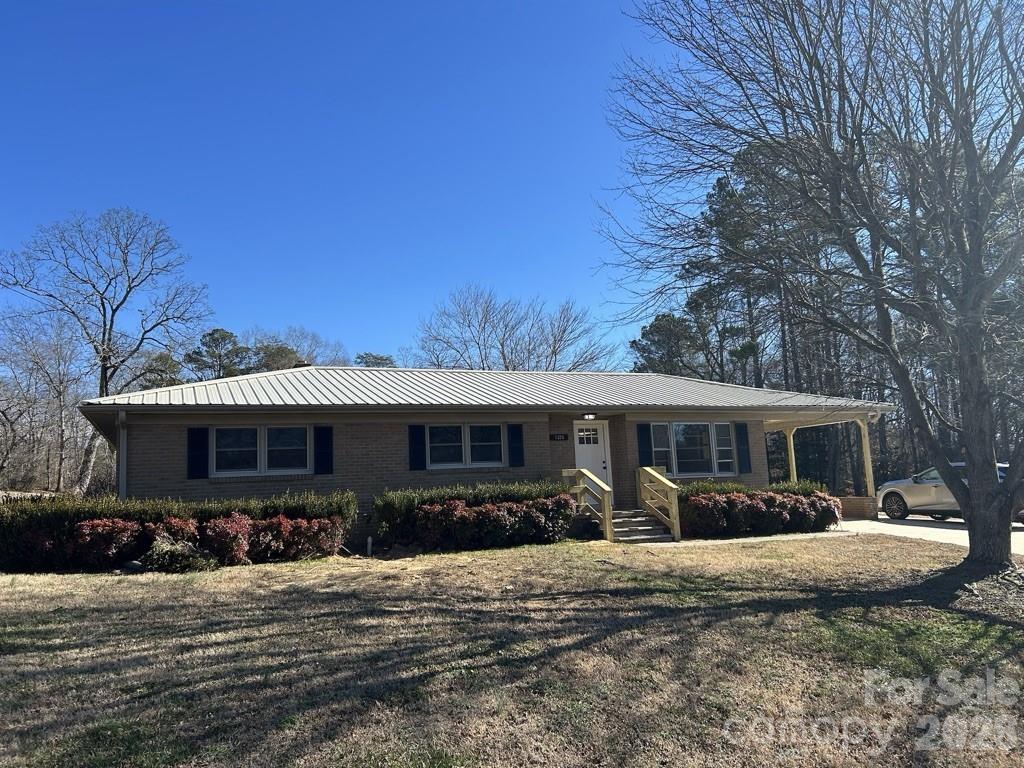 1378 Blacksburg Highway, Blacksburg, SC - photo 1 of 21