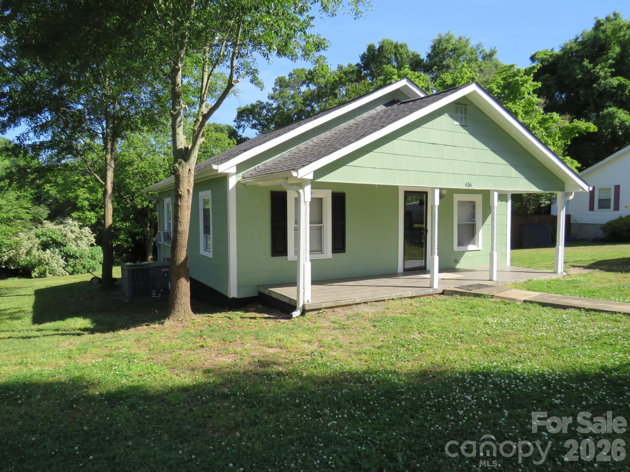 406 River Drive, Gaffney, SC - photo 2 of 25