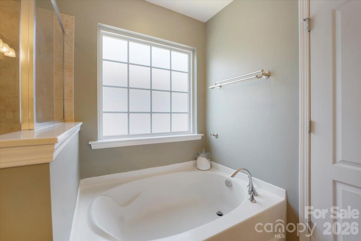 Photo 33 of 9718 Loughlin Lane, Charlotte, NC